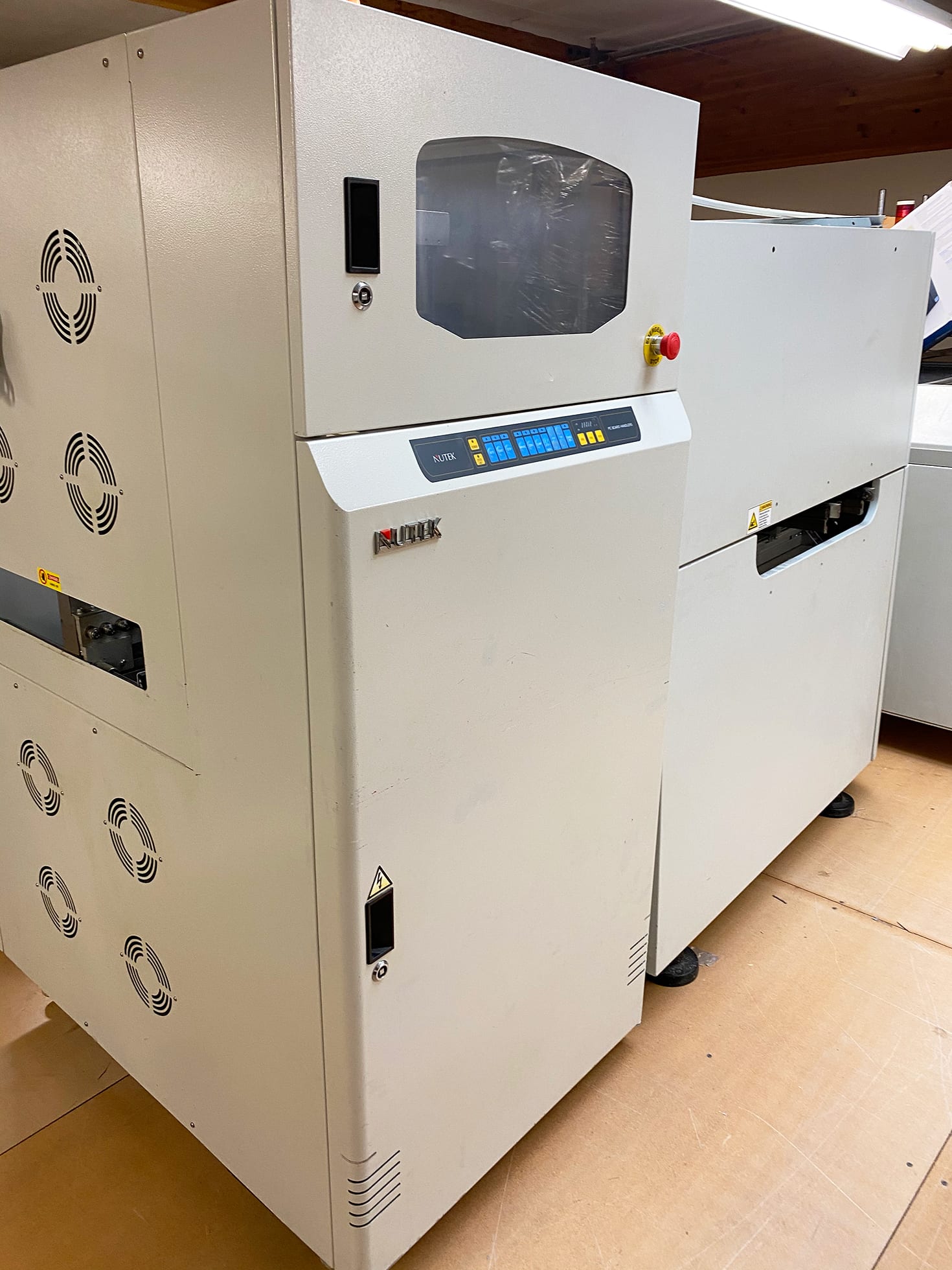 Nutek NTM 640 SXXL Multifunction Vertical Buffer – Bridge Tronic Global