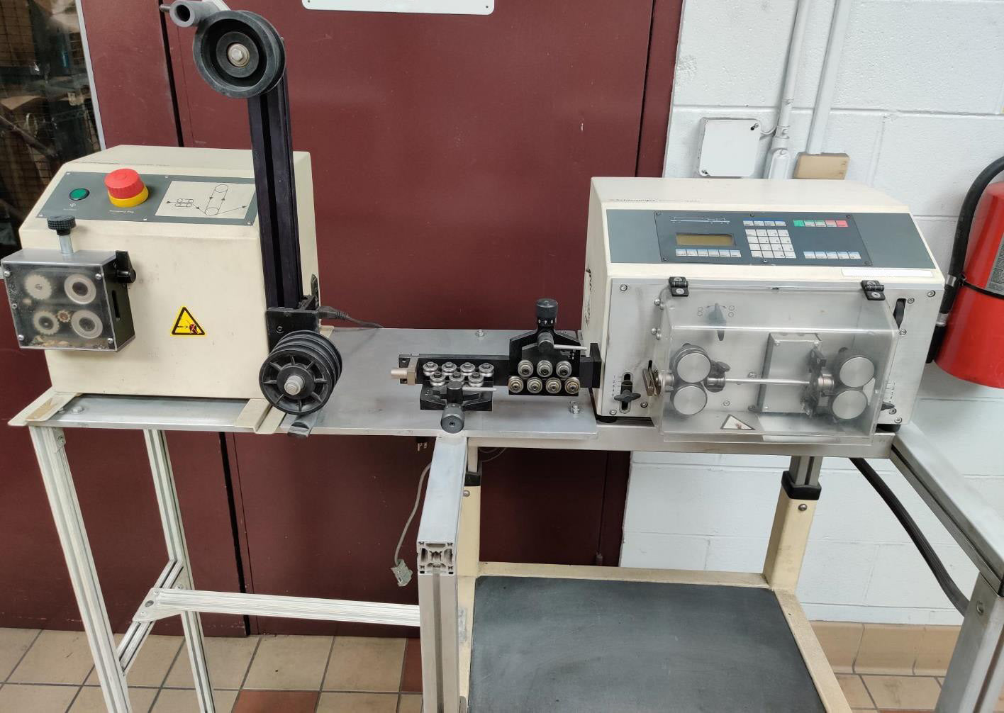 Schleuniger EcoStrip 9300 Automatic Cut and Strip Machine – Bridge Tronic Global