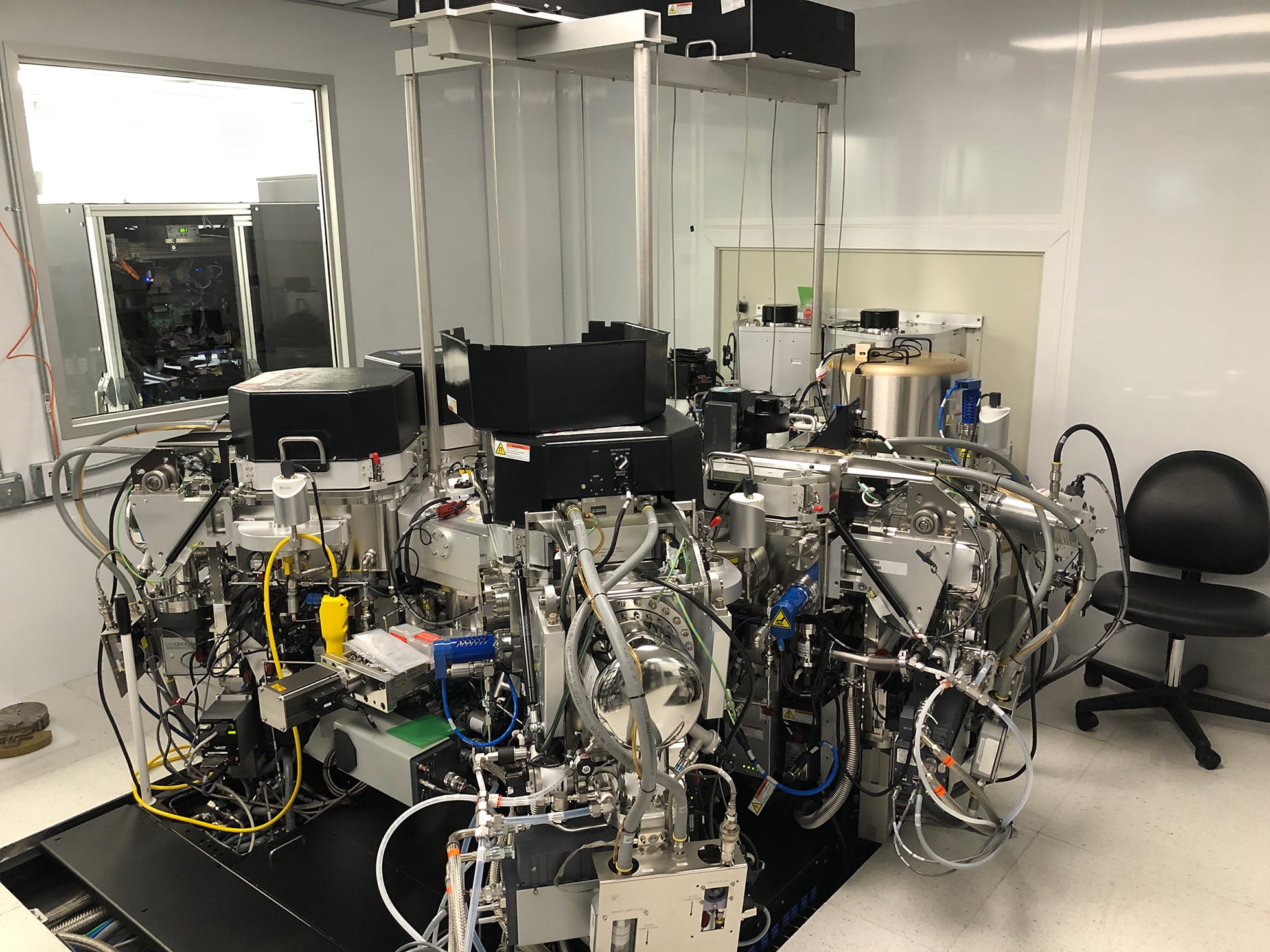 Applied Materials Endura 5500 PVD (Physical Vapor Deposition) – Bridge Tronic Global