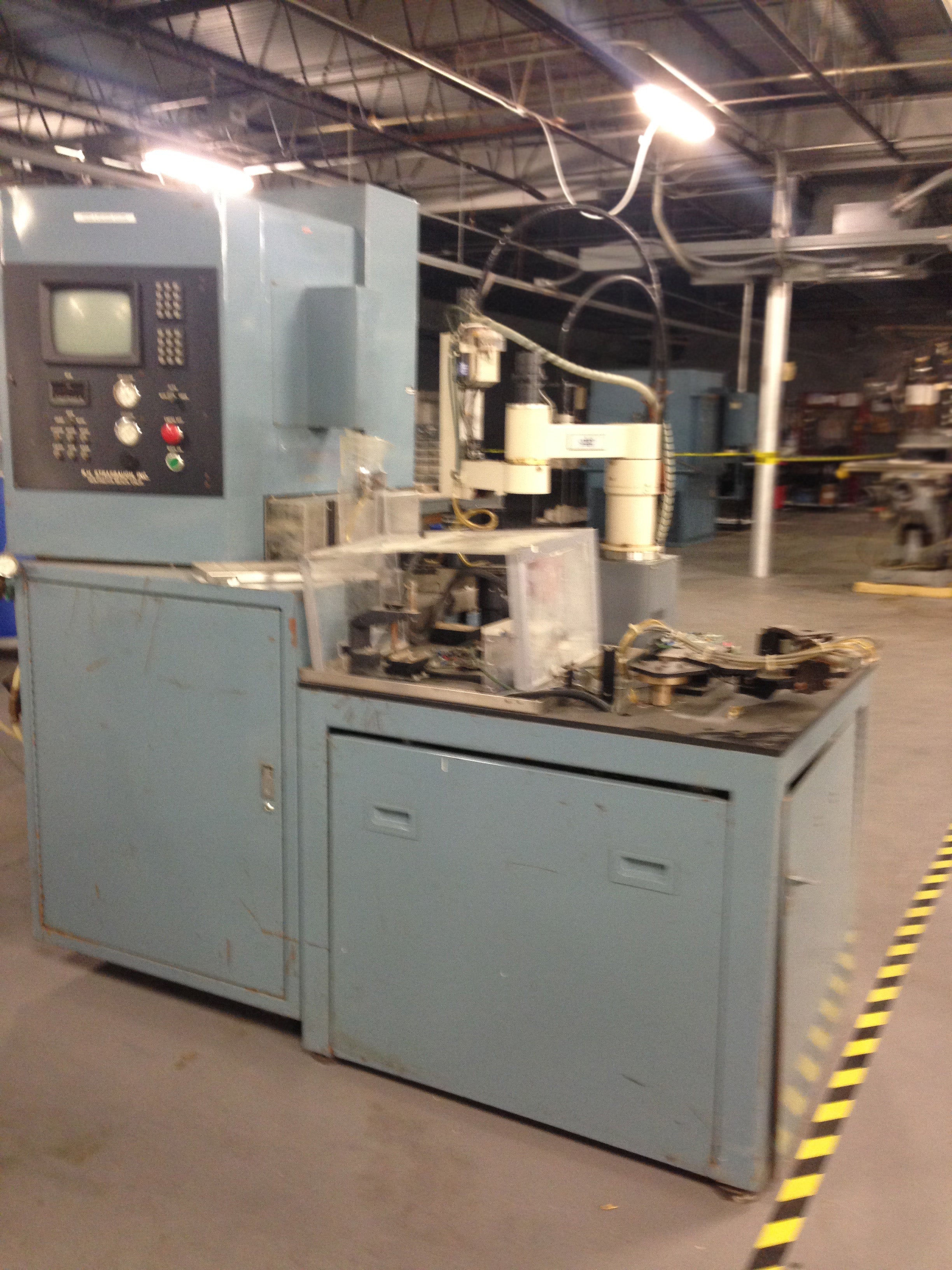 Strasbaugh Grinder – Bridge Tronic Global