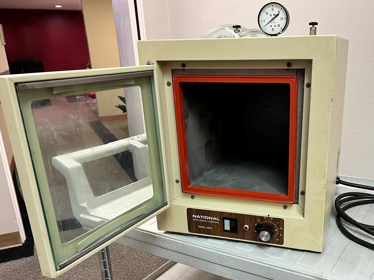 National Appliance 5831 Vacuum Oven – Bridge Tronic Global