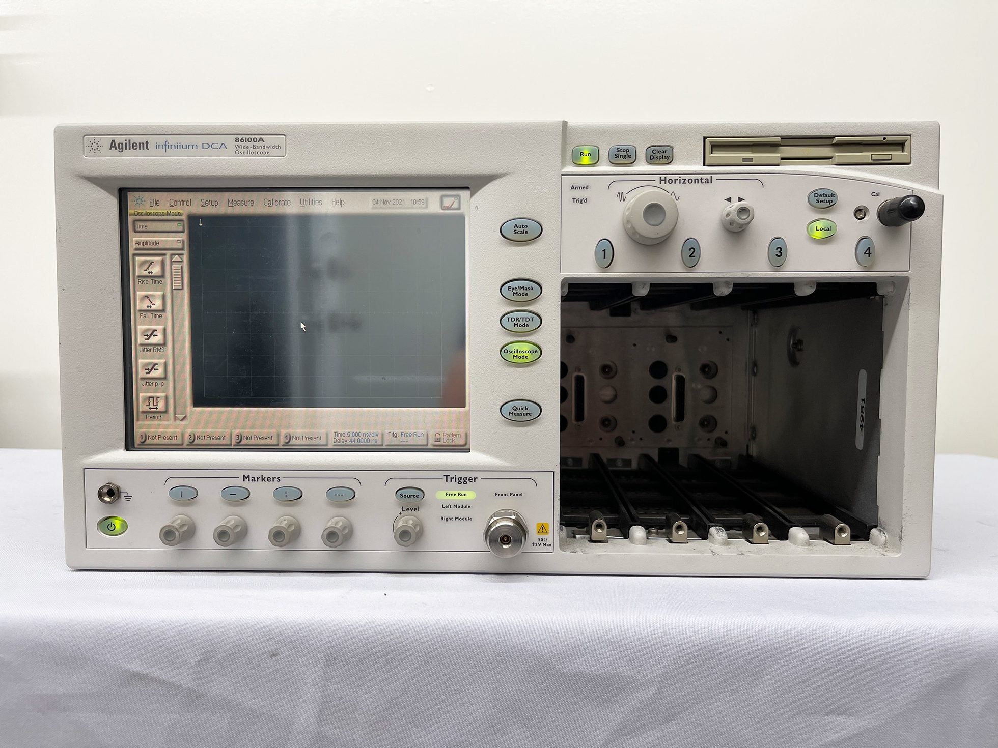 Agilent 86100 A Wide Bandwidth Oscilloscope – Bridge Tronic Global
