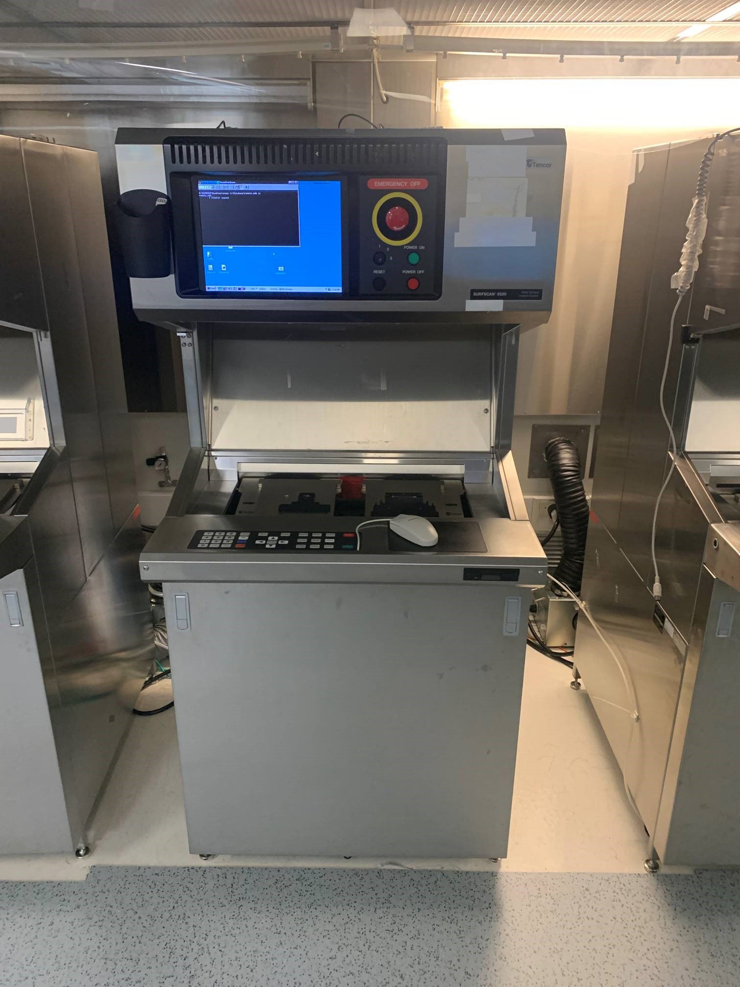 KLA Surfscan 6220 Particle Defect System – Bridge Tronic Global