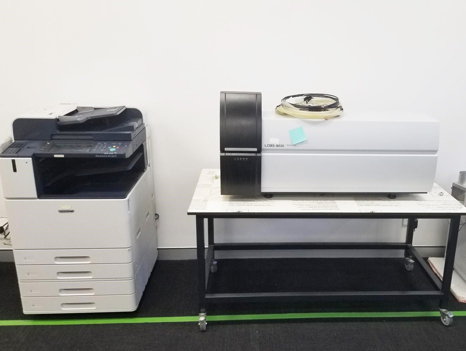 Shimadzu 8030 LC-MS (Liquid Chromatography – Mass Spectrometry ...