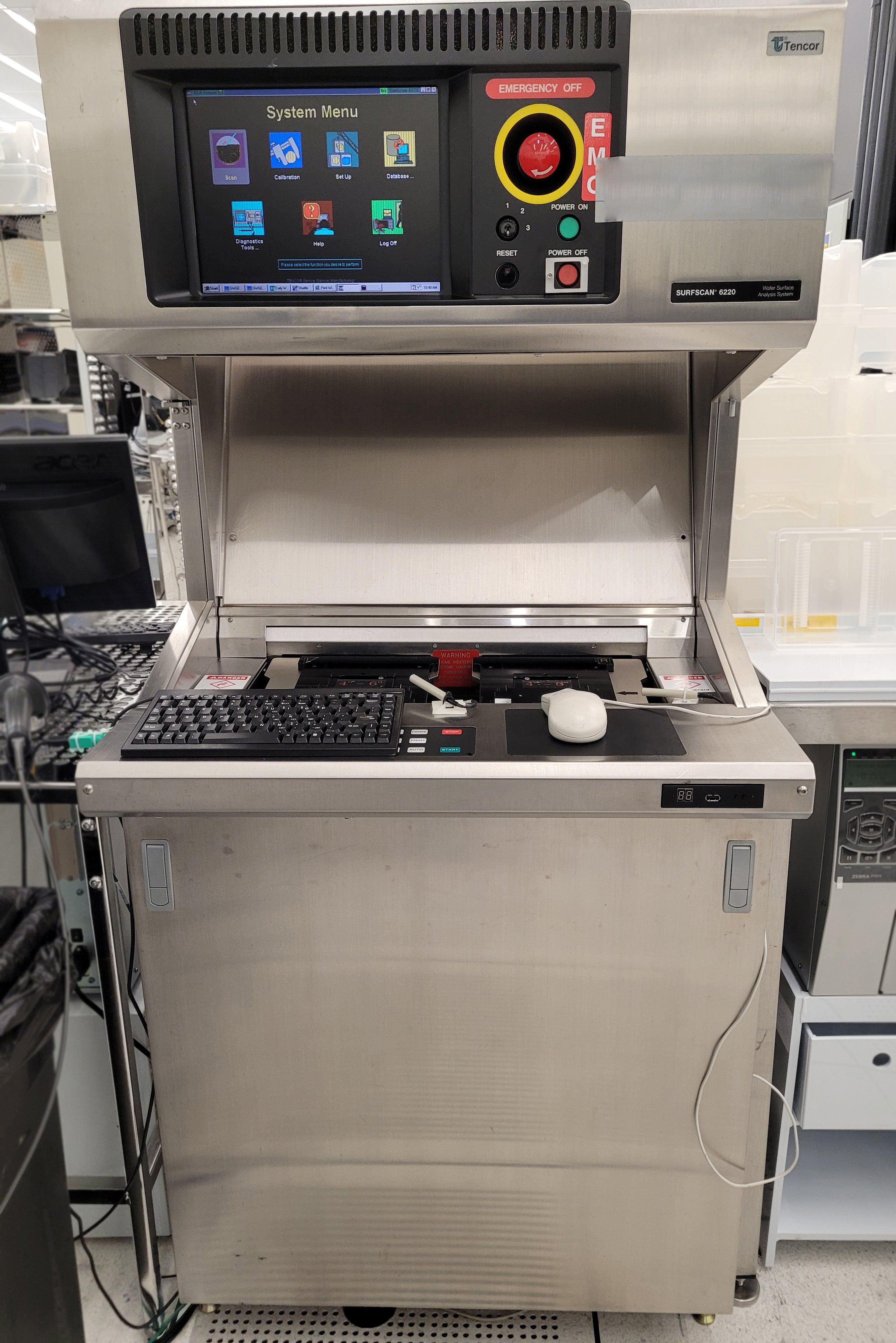 KLA Surfscan 6220 Particle Defect System – Bridge Tronic Global