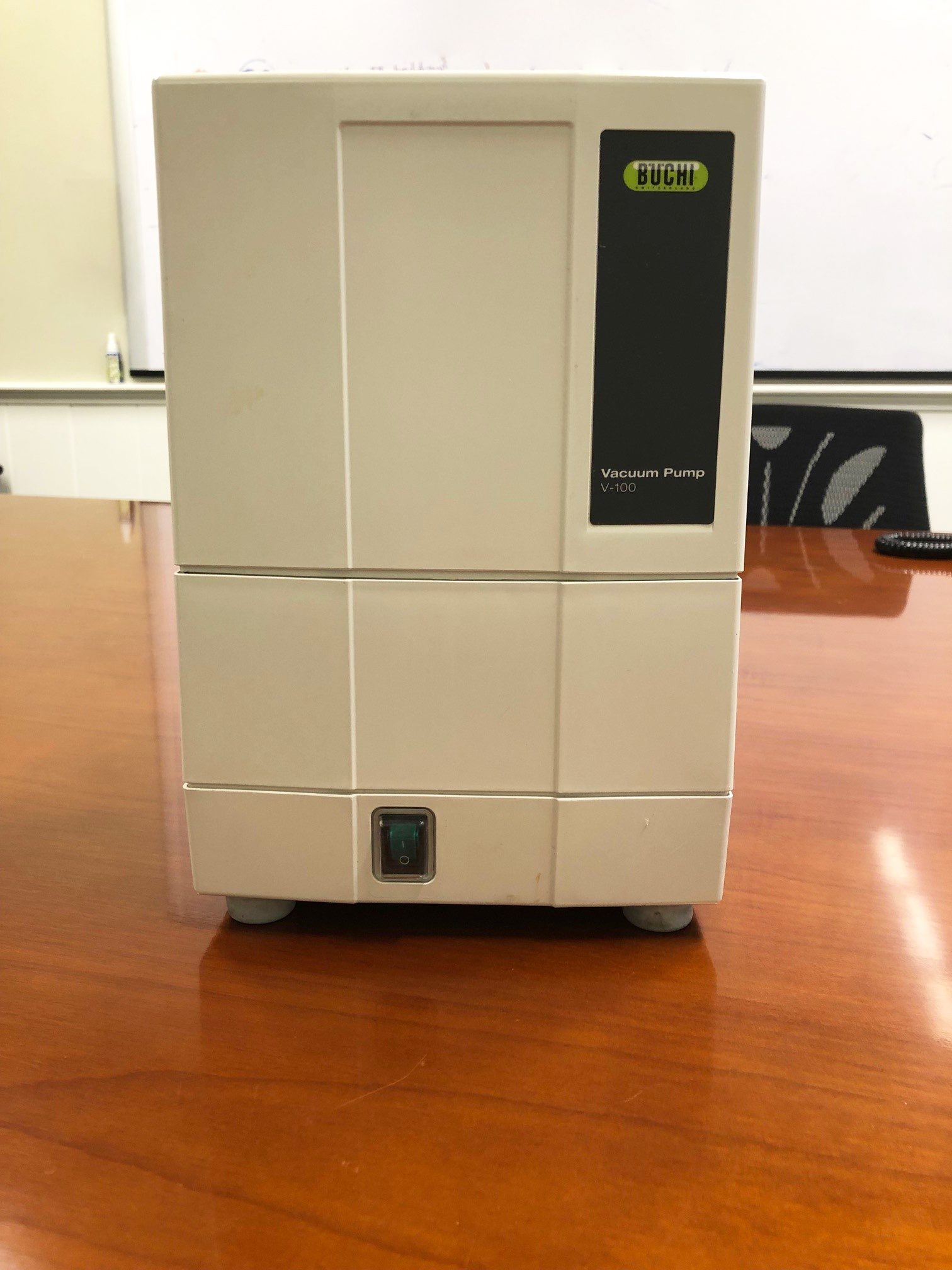 Buchi V 100 Vacuum Pump – Bridge Tronic Global