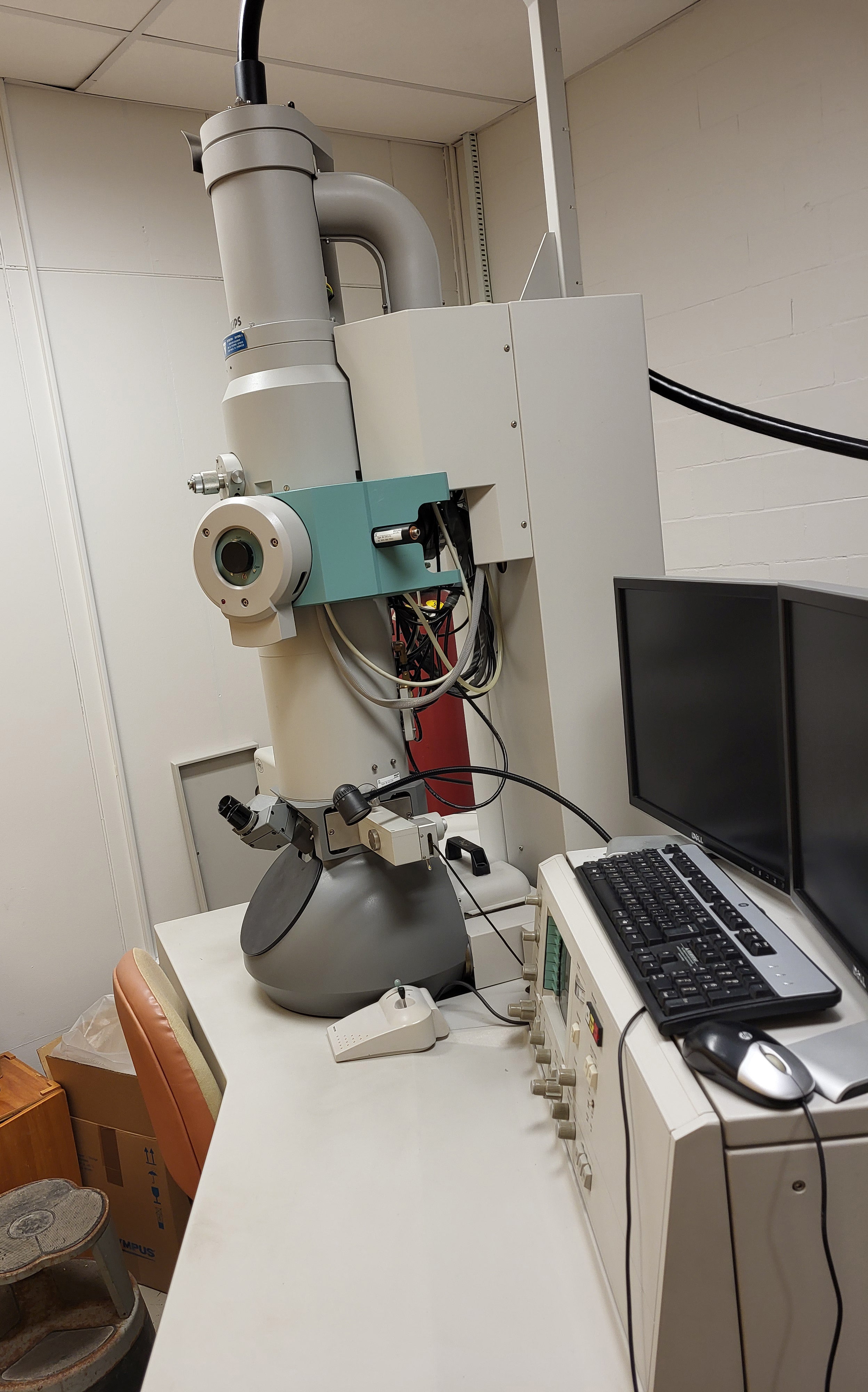 Philips CM 100 TEM – Bridge Tronic Global