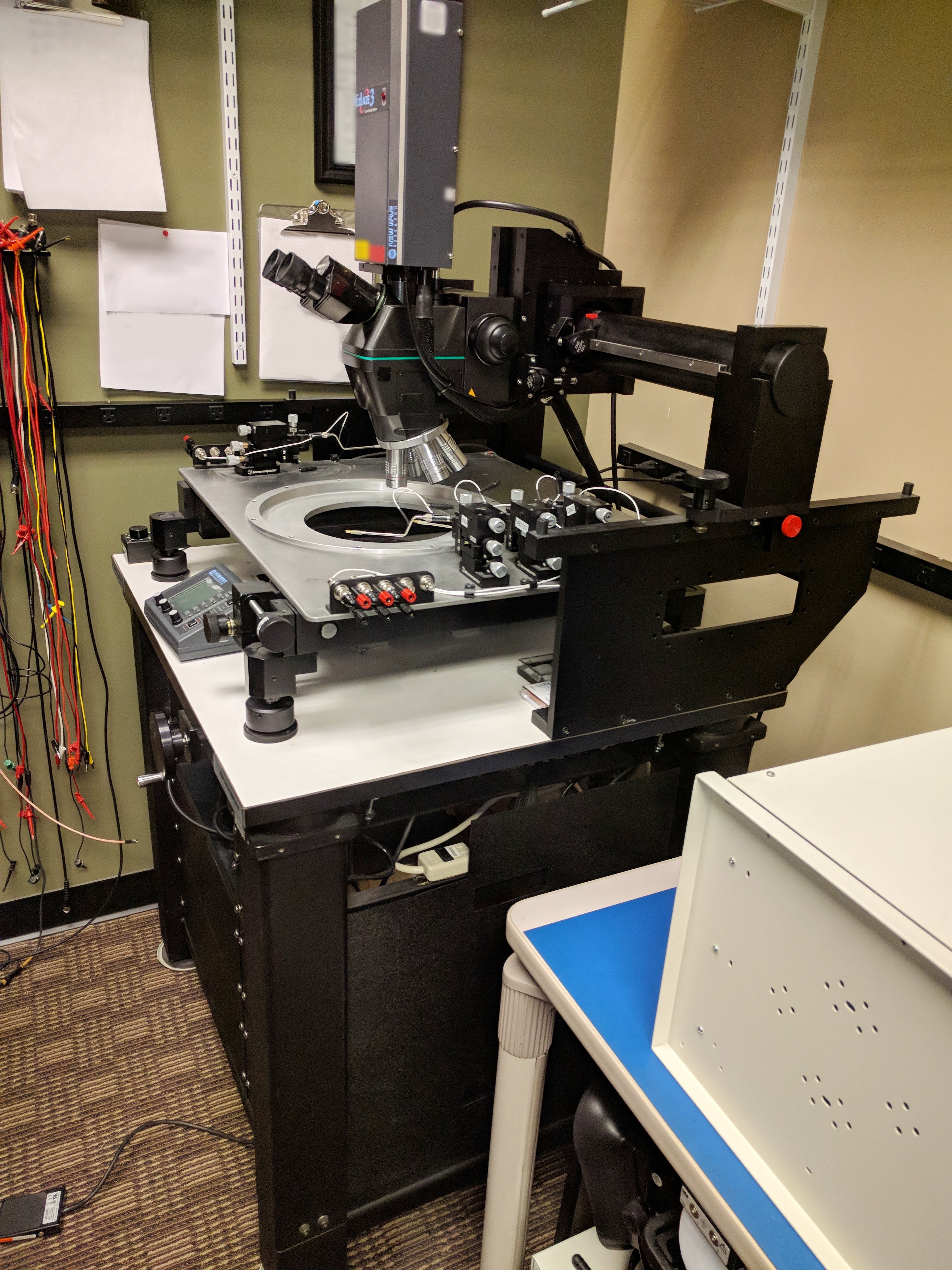 Micromanipulator EzLaze 3 Probe Station – Bridge Tronic Global