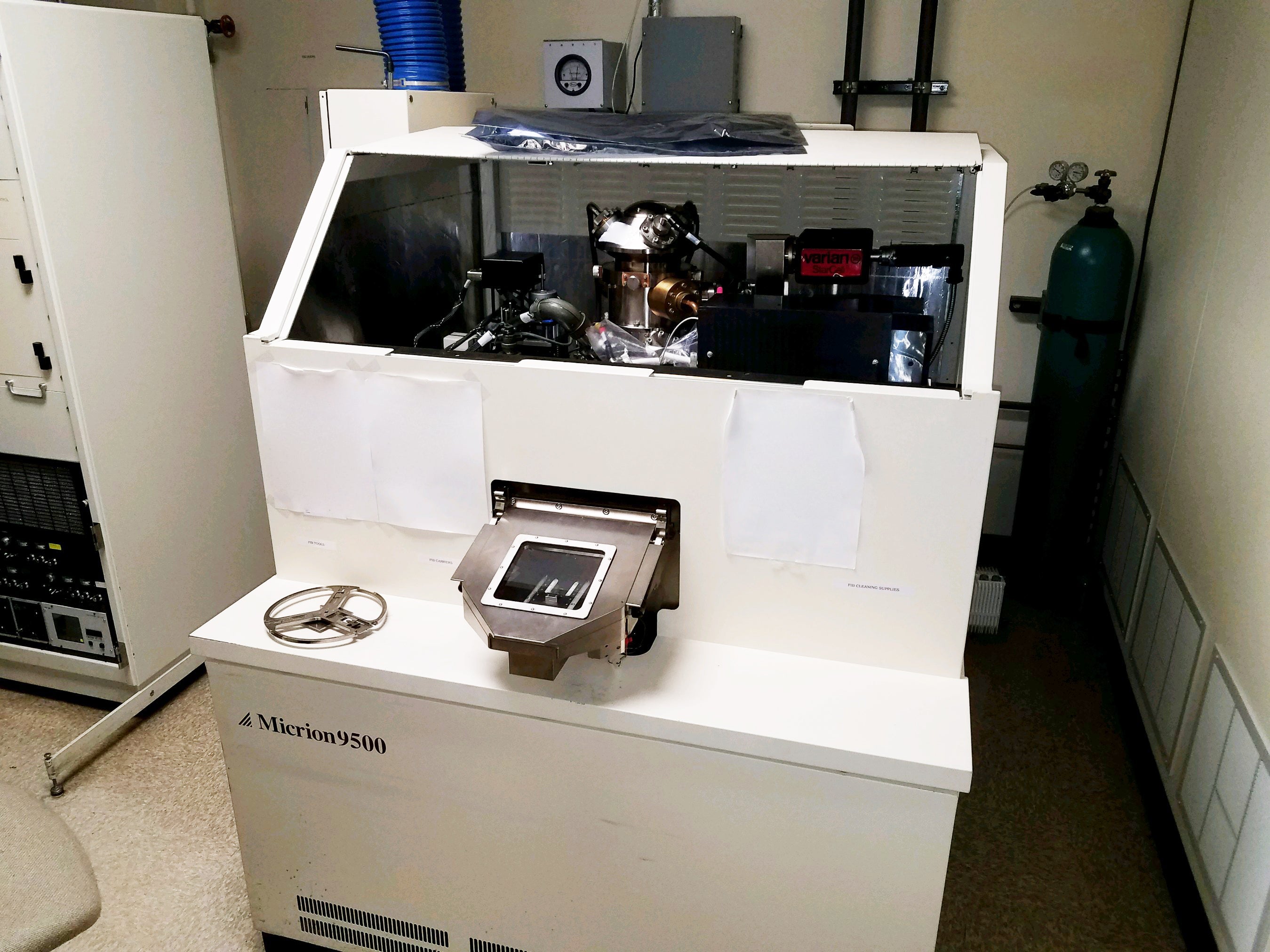 Thermo Fisher Scientific / FEI M 9500 FIB (Focused Ion Beam) – Bridge ...