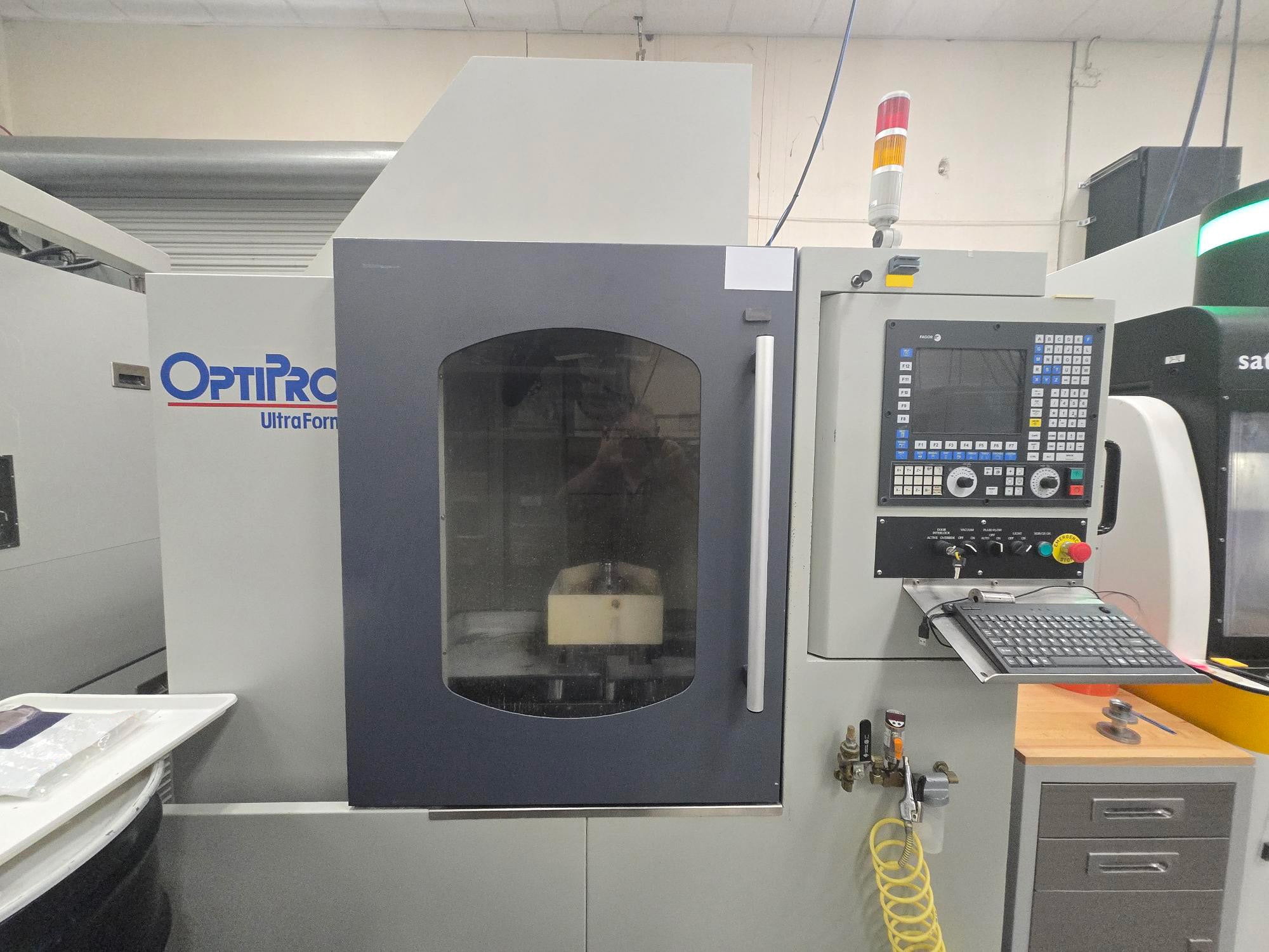 OptiPro UFF 150 CNC Sub-Aperture Polisher – Bridge Tronic Global