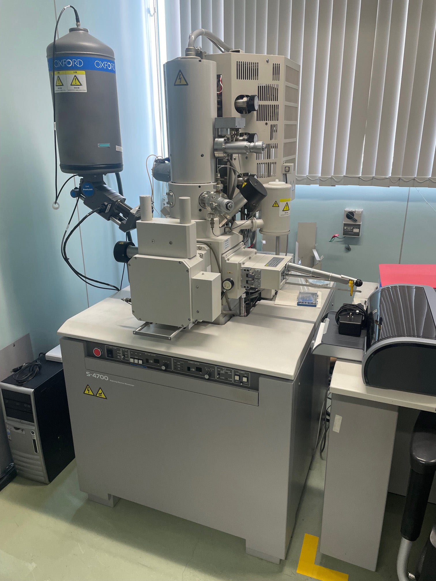 Hitachi S 4700 FE-SEM (Field Emission Scanning Electron Microscope ...