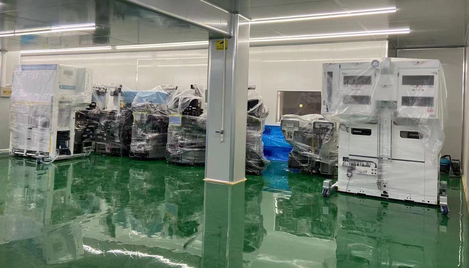 Applied Materials Centura AP AdvantEdge G 5 Polysilicon Etcher – Bridge ...