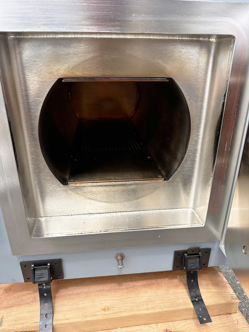 Yes 450 PB 6 Polyimide Bake Oven – Bridge Tronic Global