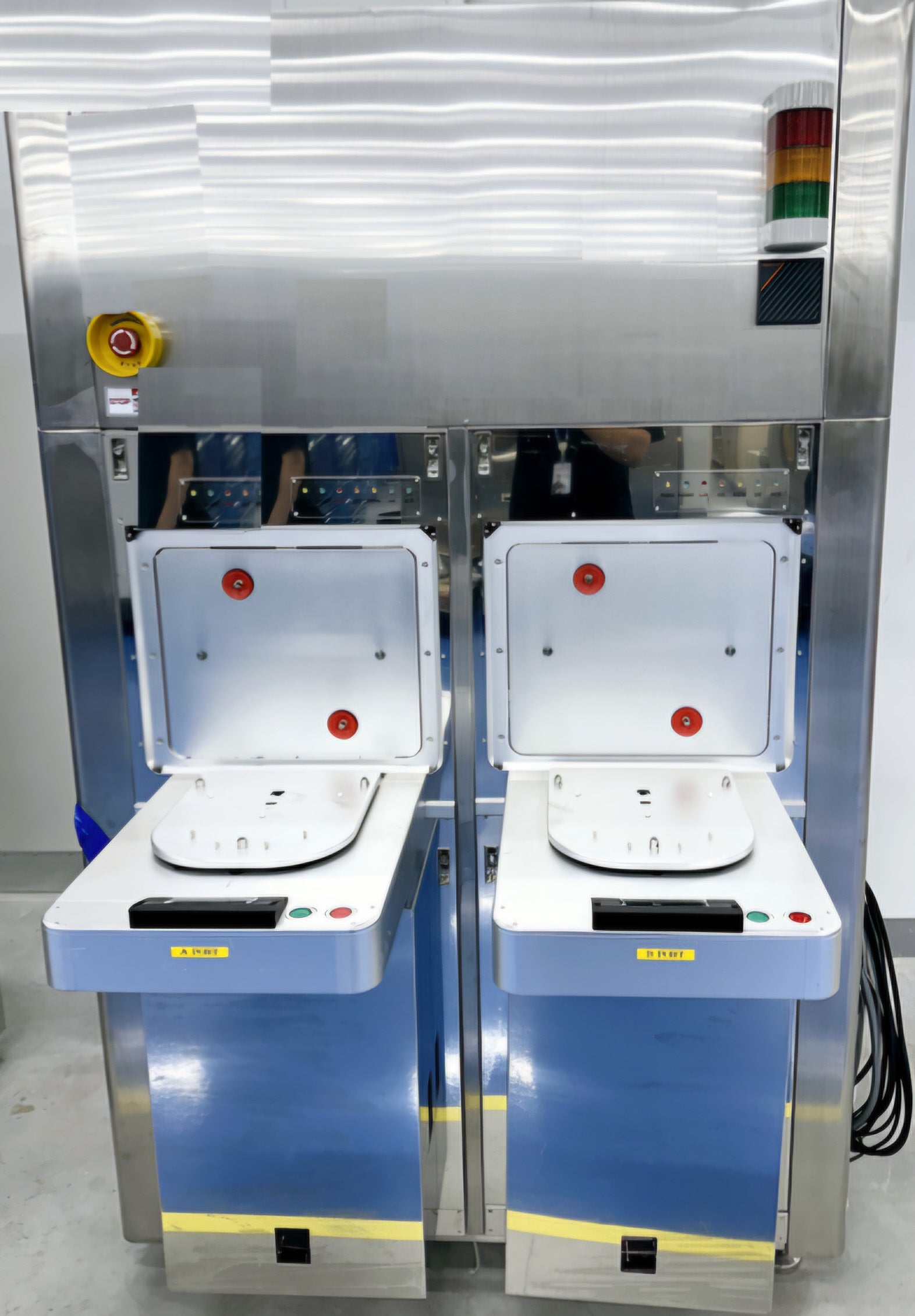 KLA Surfscan SP 1 Particle Defect System – Bridge Tronic Global