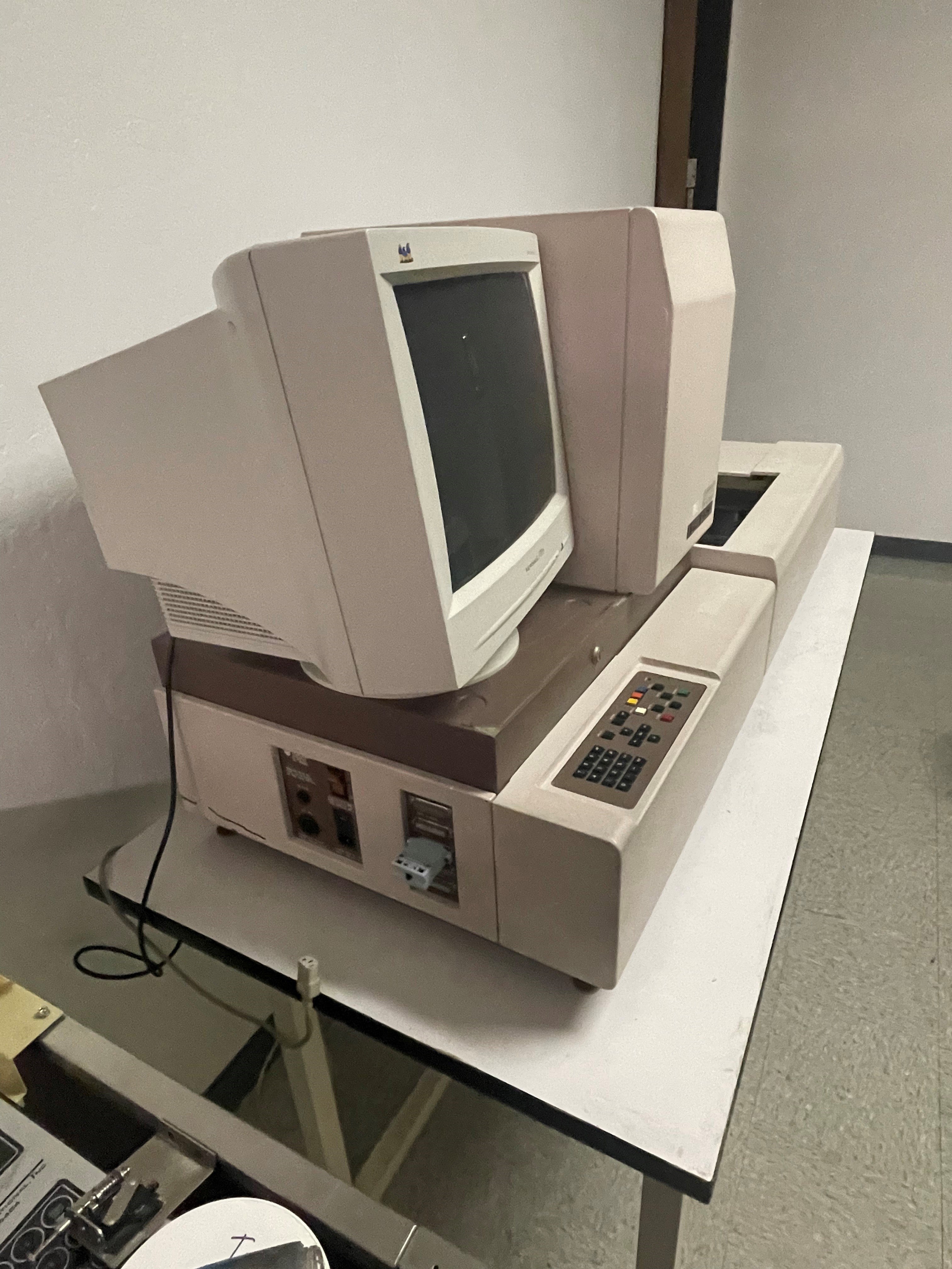 KLA Surfscan 5500 Particle Defect System – Bridge Tronic Global
