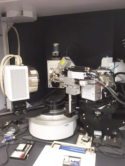 Bruker D 8 Discover XRD Microprobe (X-ray Diffractometer) – Bridge ...