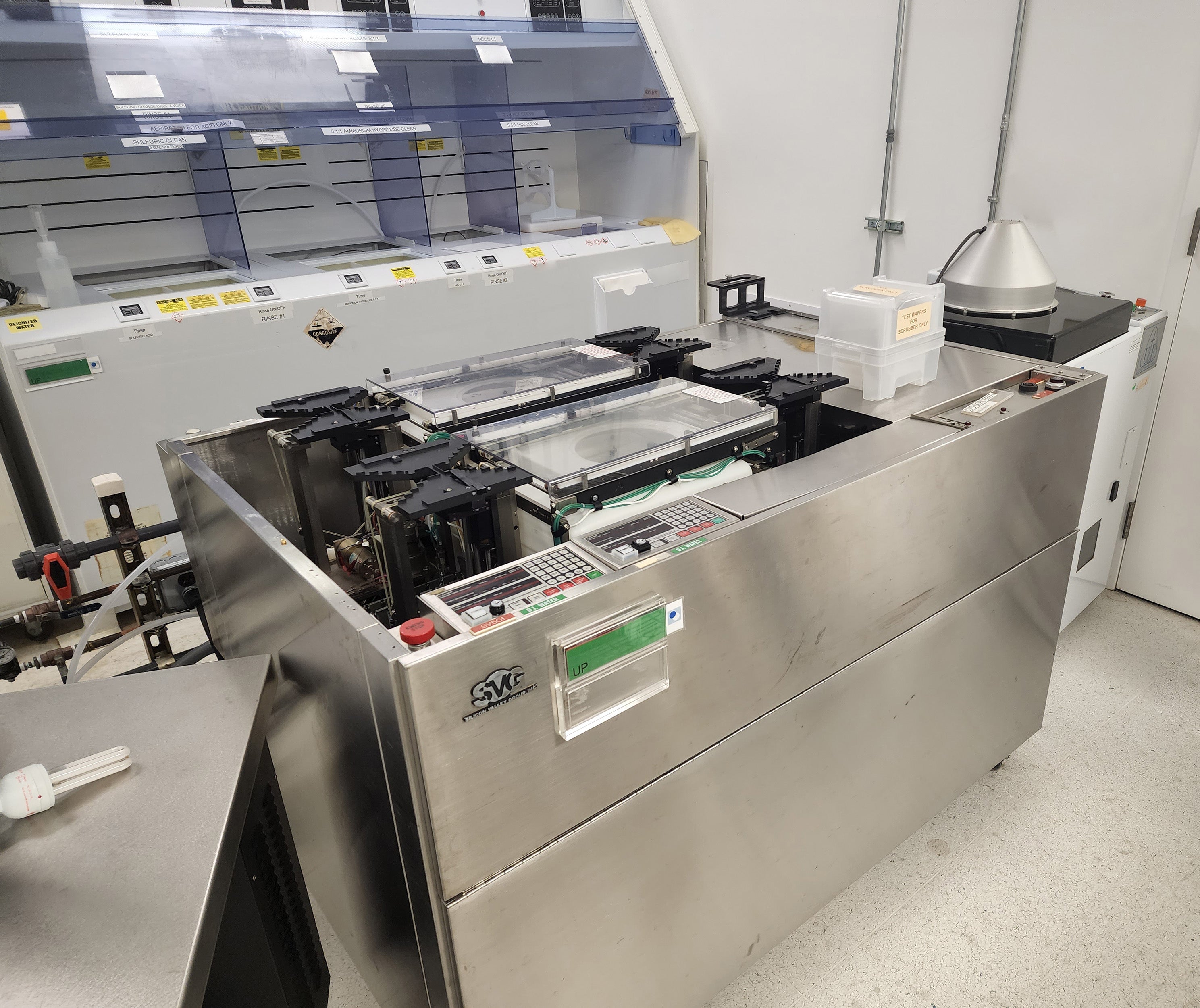 SVG 8620 / 8636 Dual Track Wafer Scrubber – Bridge Tronic Global