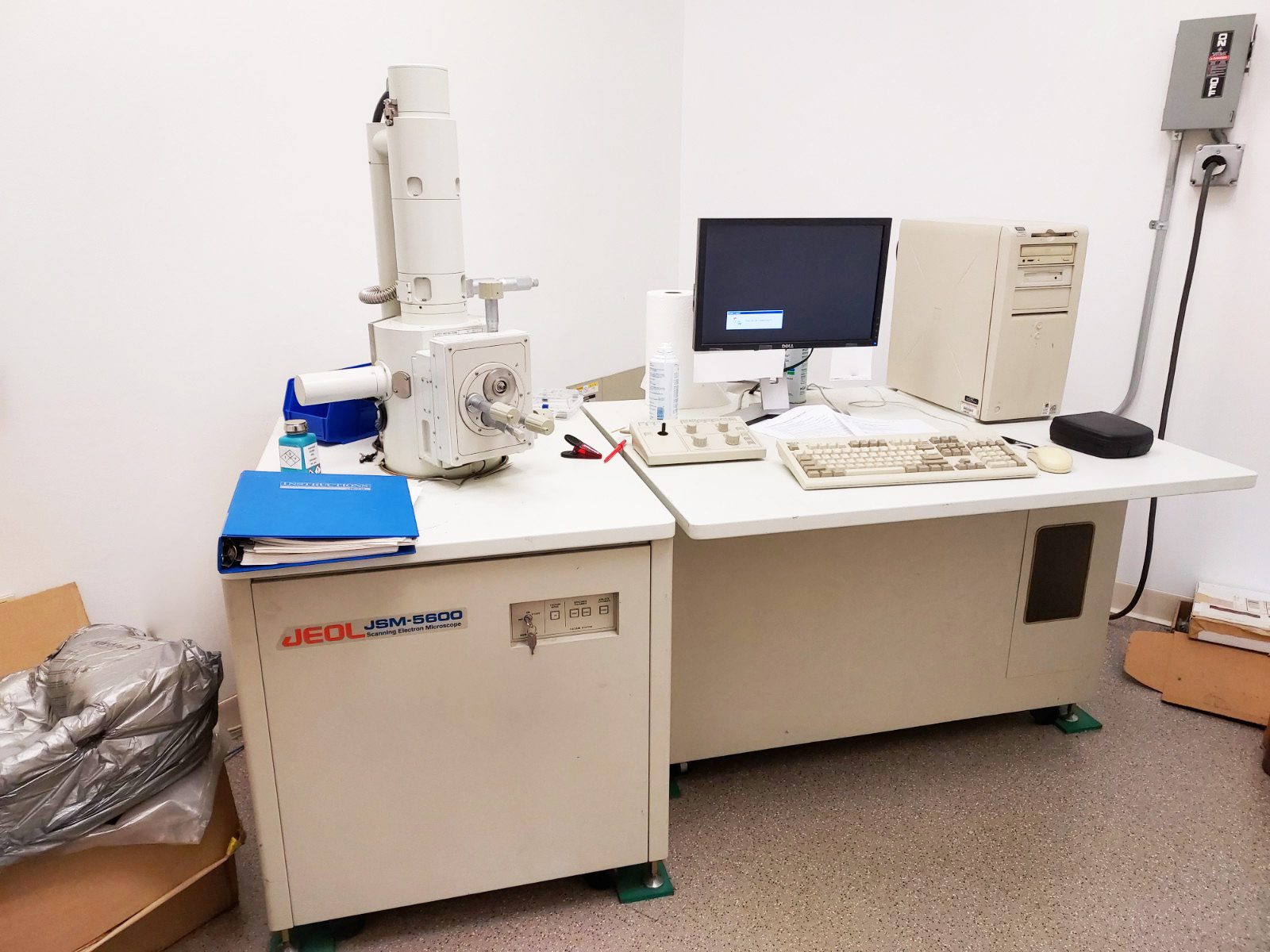 Jeol JSM 5600 Microscope – Bridge Tronic Global