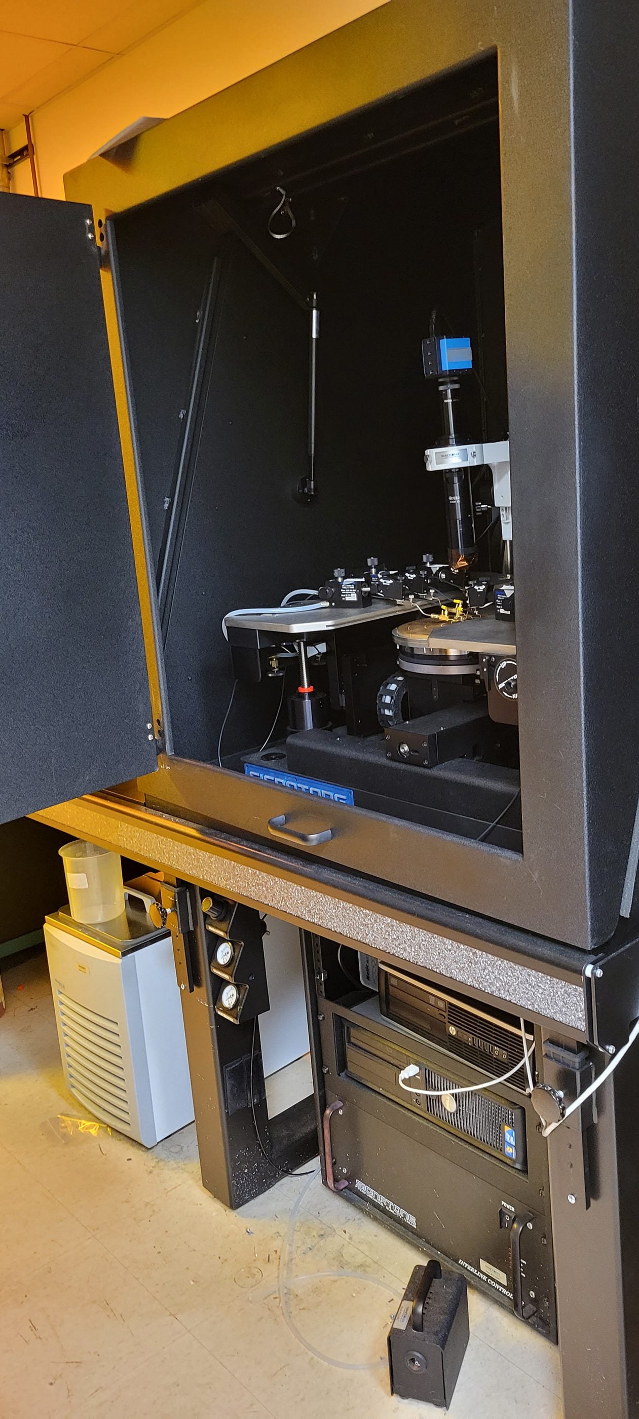 Signatone CheckMate 250 Semi-Automatic Probe Station – Bridge Tronic Global