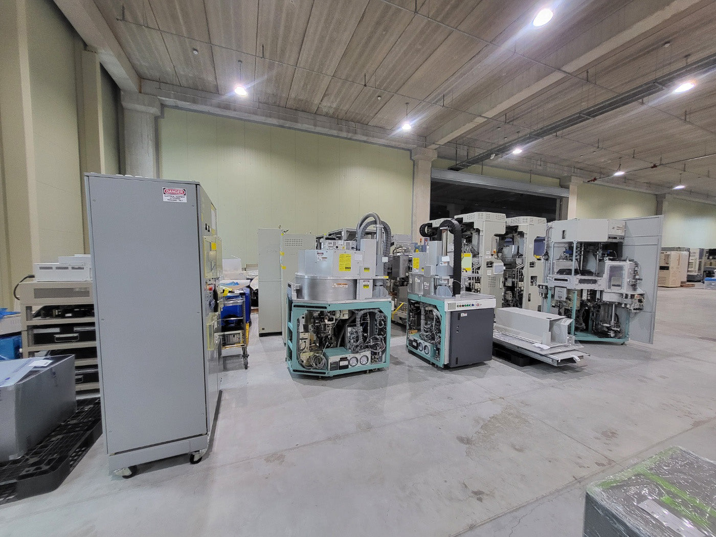 Lam / Novellus Concept Two Sequel PECVD (Plasma-Enhanced Chemical Vapo ...