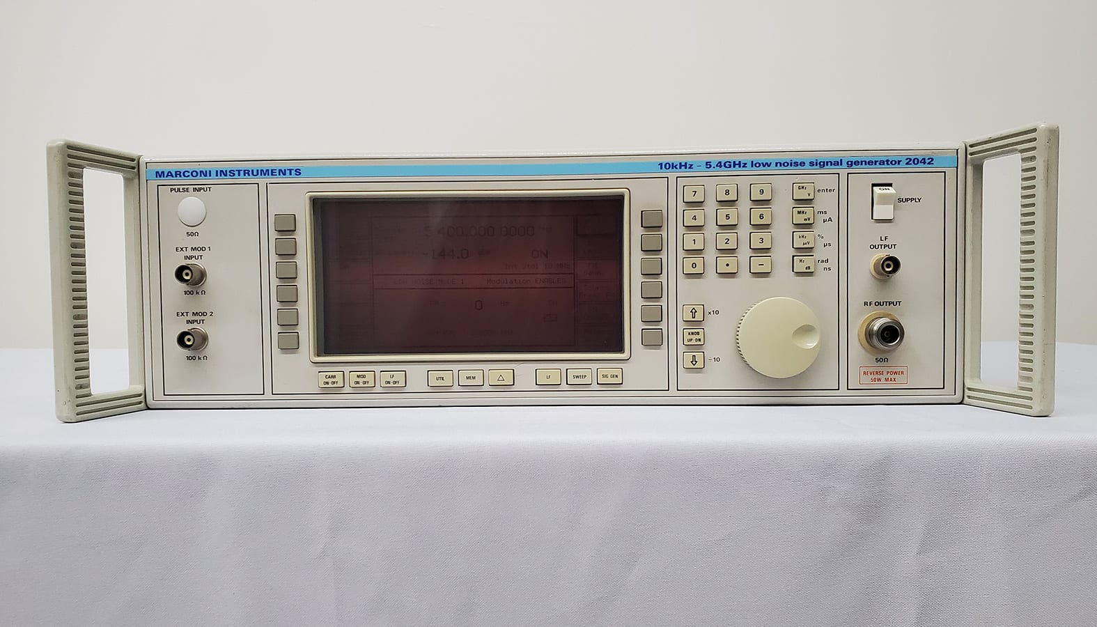 Aeroflex / IFR 2042 Low Noise Signal Generator – Bridge Tronic Global