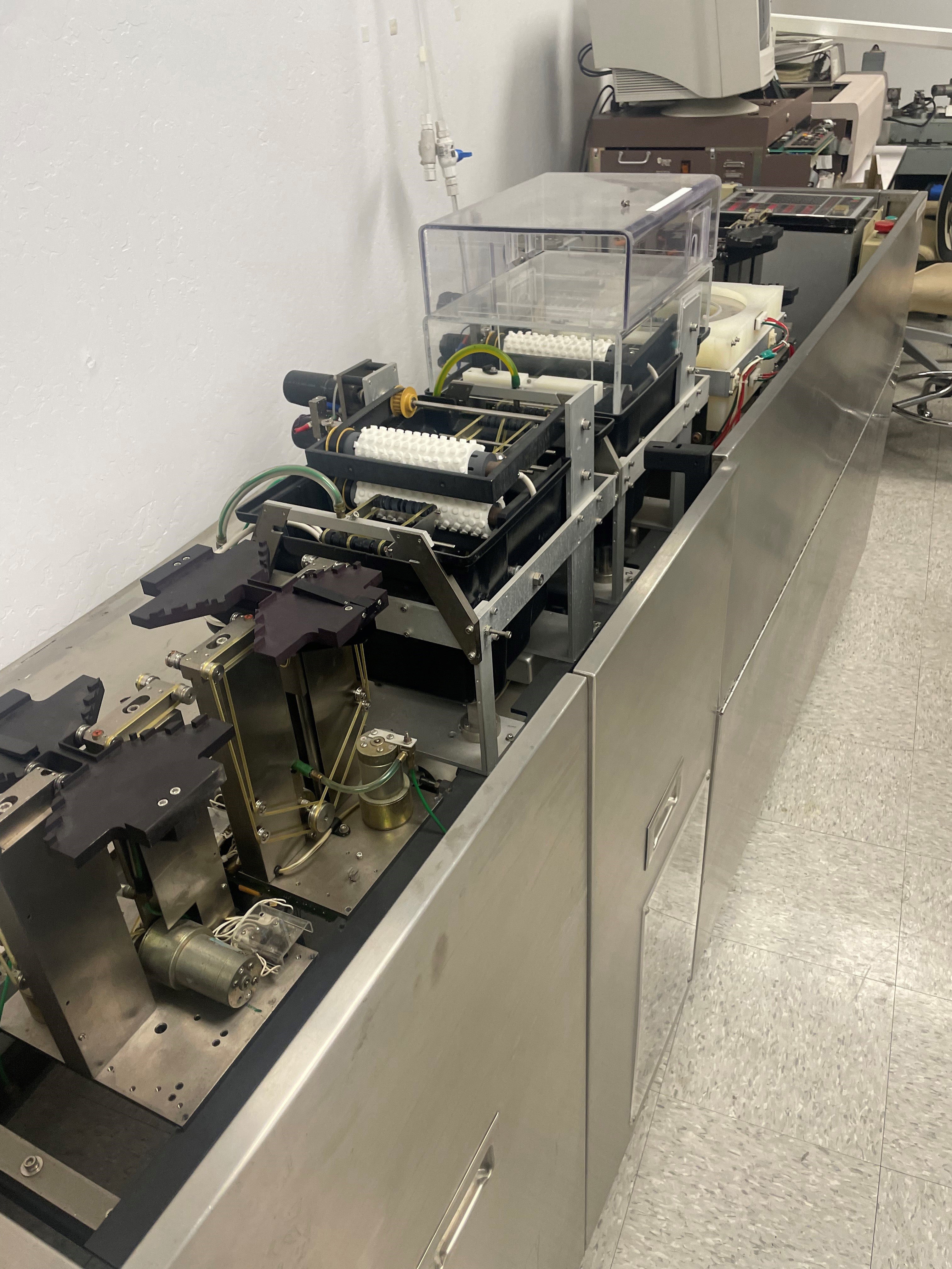 SVG 8620 Dual Track Wafer Scrubber – Bridge Tronic Global