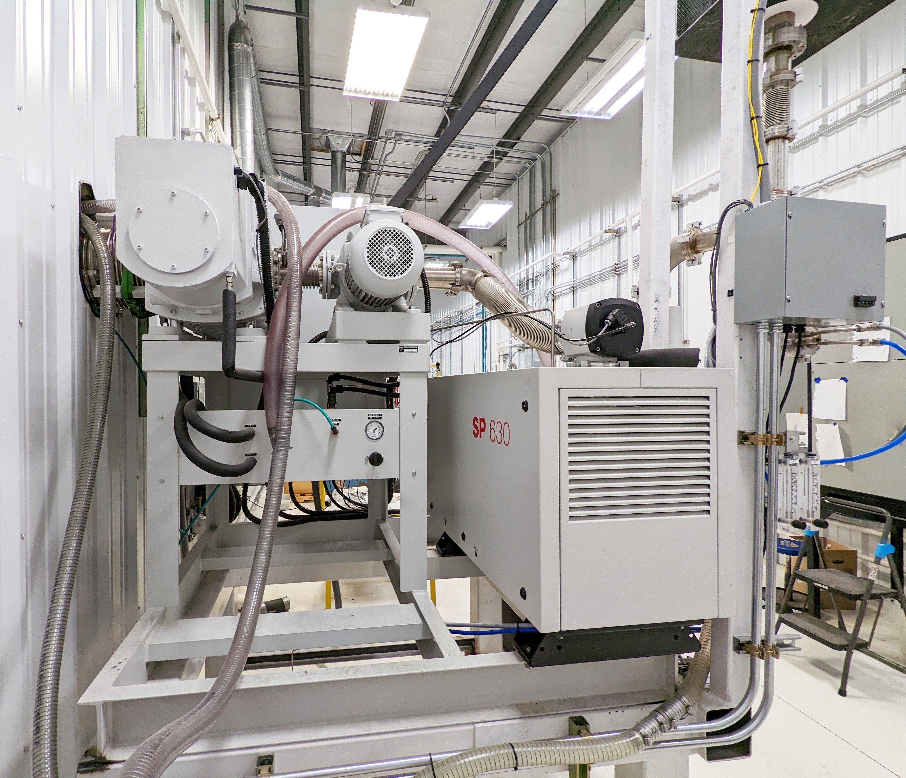 Leybold SP 630 Vacuum Pump – Bridge Tronic Global