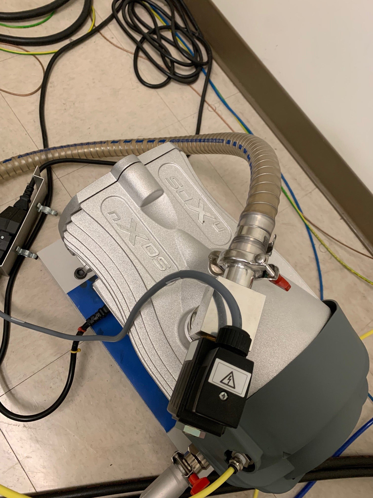 Edwards NXDS 10 I Dry Vacuum Pump – Bridge Tronic Global