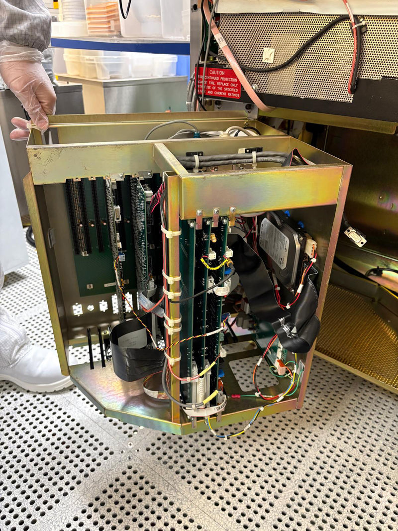 KLA Surfscan 6220 Particle Defect System – Bridge Tronic Global
