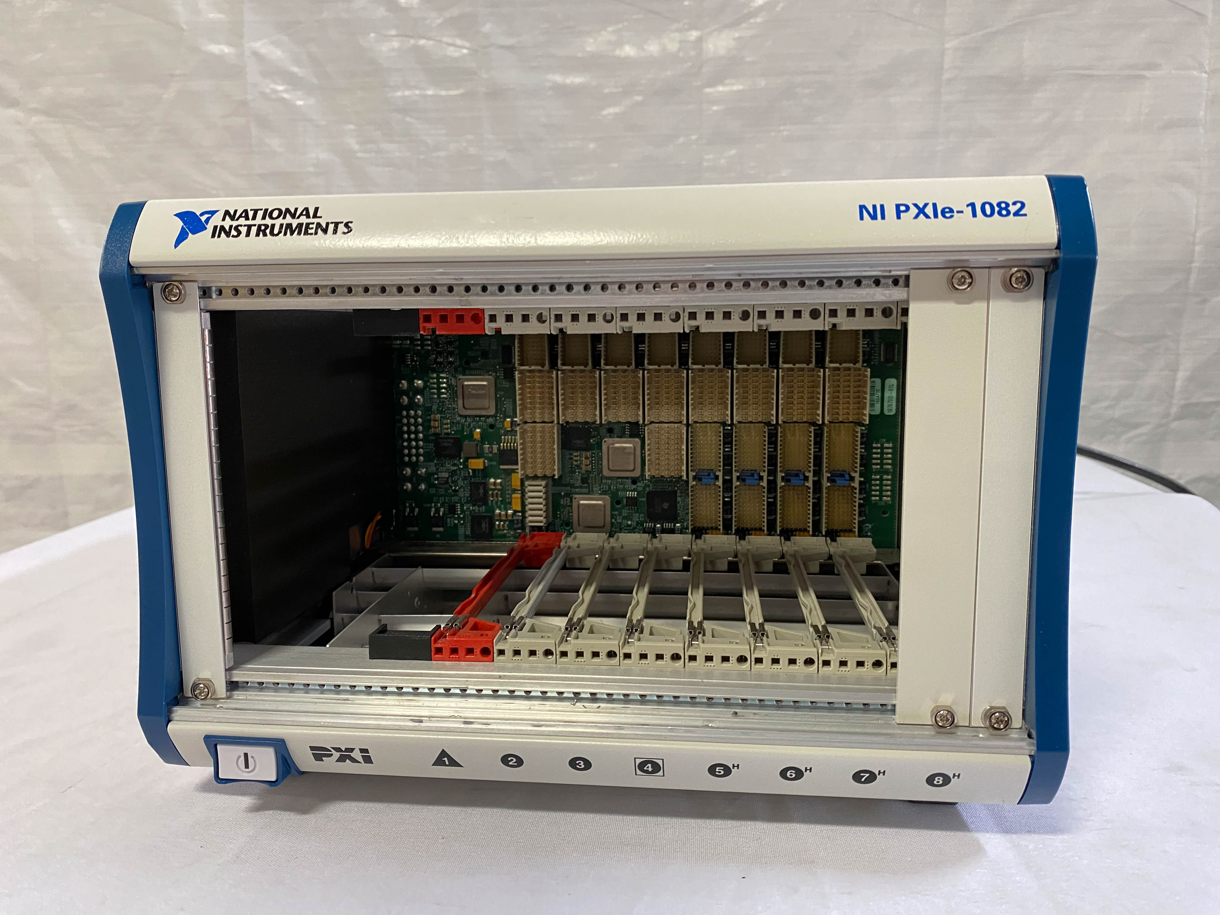 National Instruments NI PXIe 1082 Express Chassis – Bridge Tronic Global
