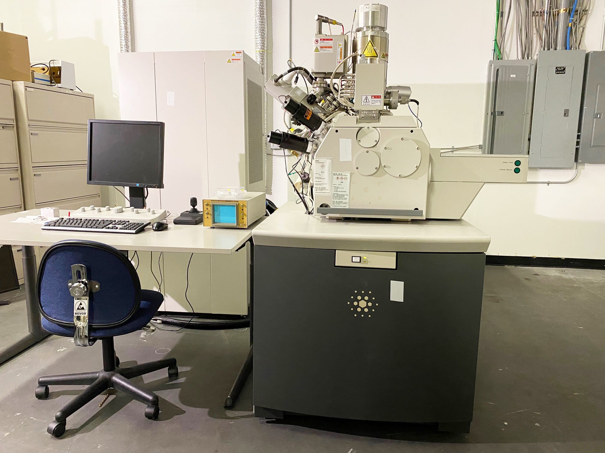 Thermo Fisher Scientific / FEI Strata 400 Dual Beam Electron Microscop ...