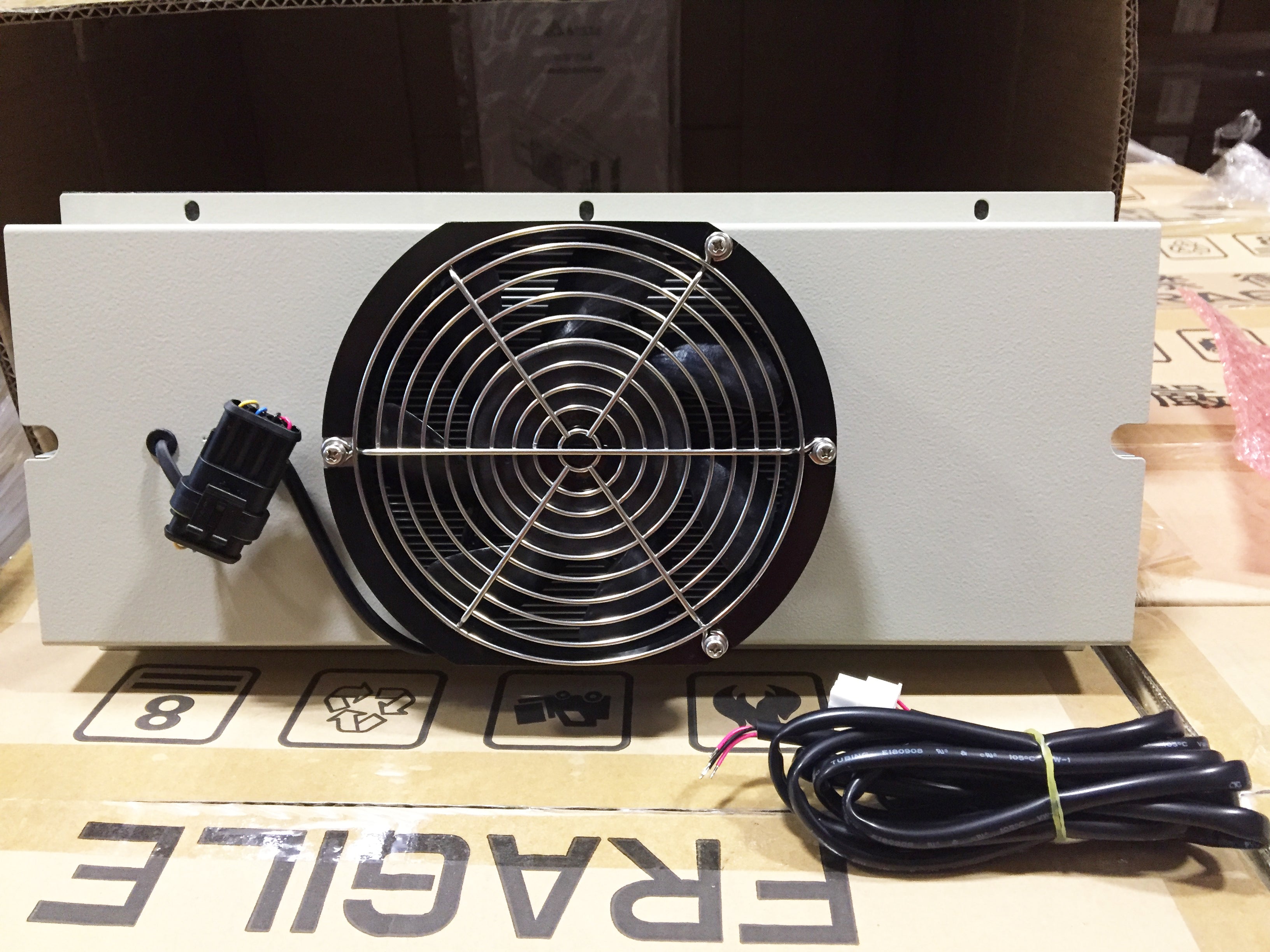 Delta Het 200 PC B Air to Air Thermoelectric Assembly – Bridge Tronic ...