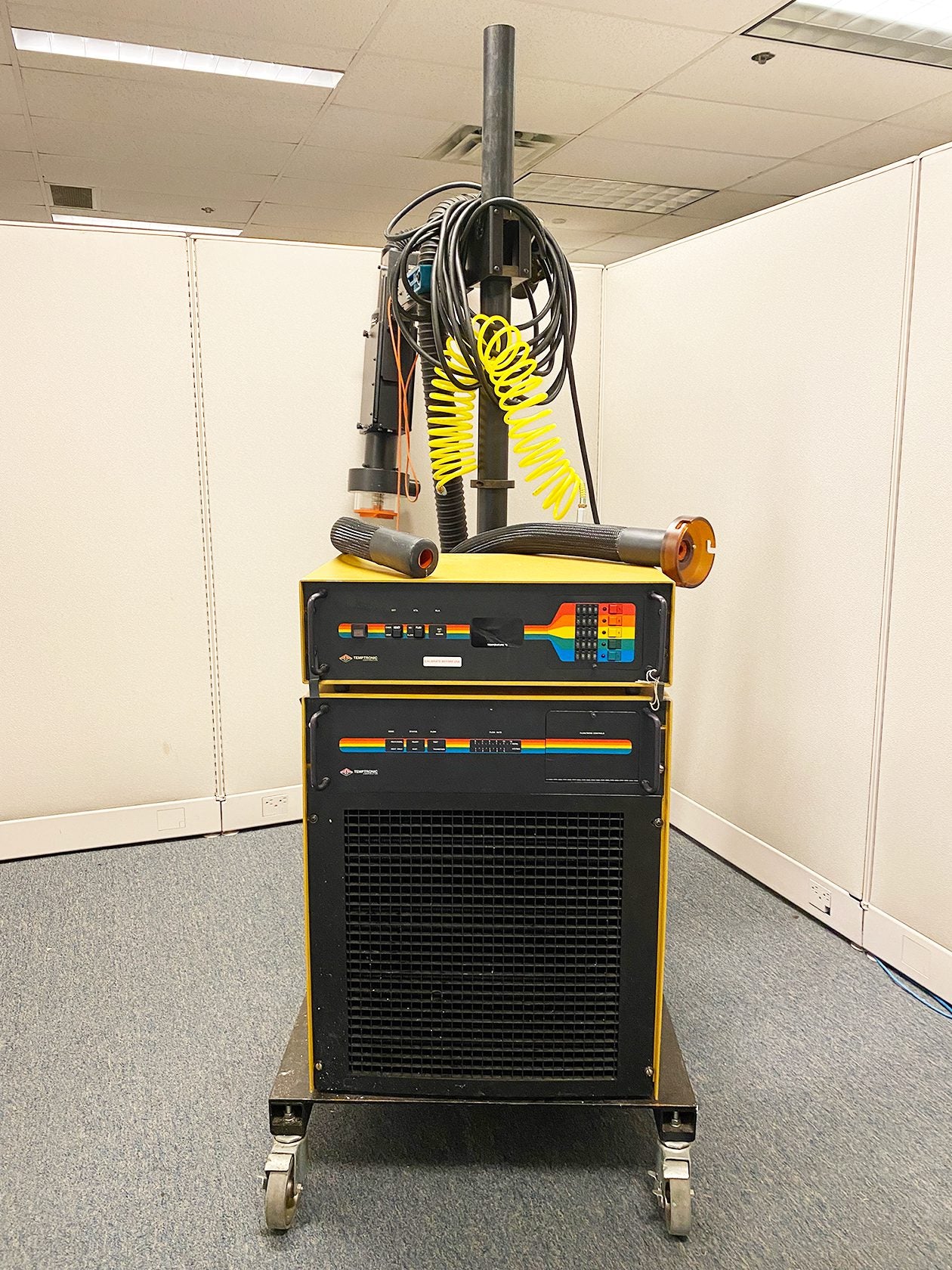 Temptronic ThermoStream TP 0412 A – Bridge Tronic Global