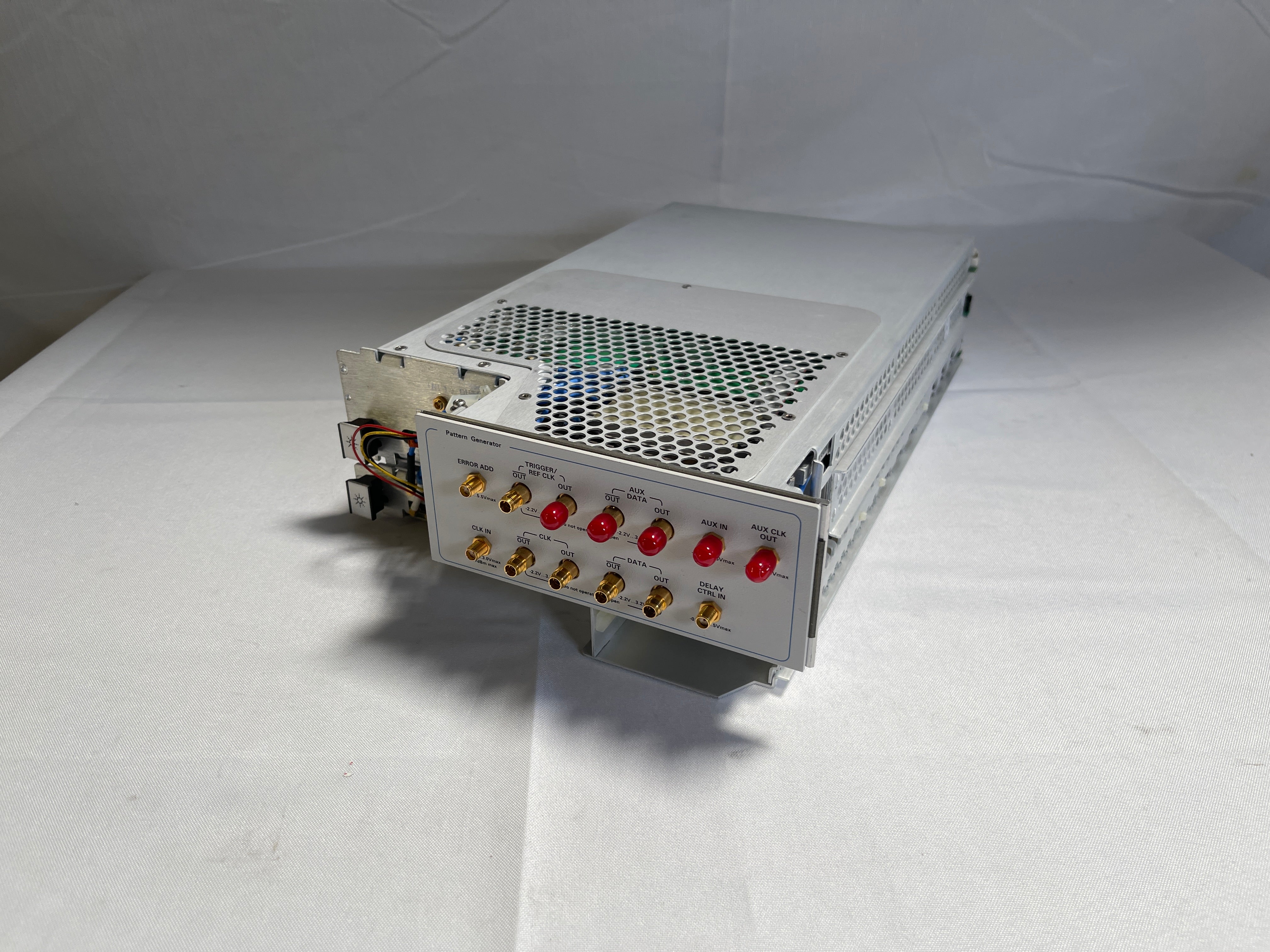 Agilent N 4903 69540 Pattern Generator Module – Bridge Tronic Global