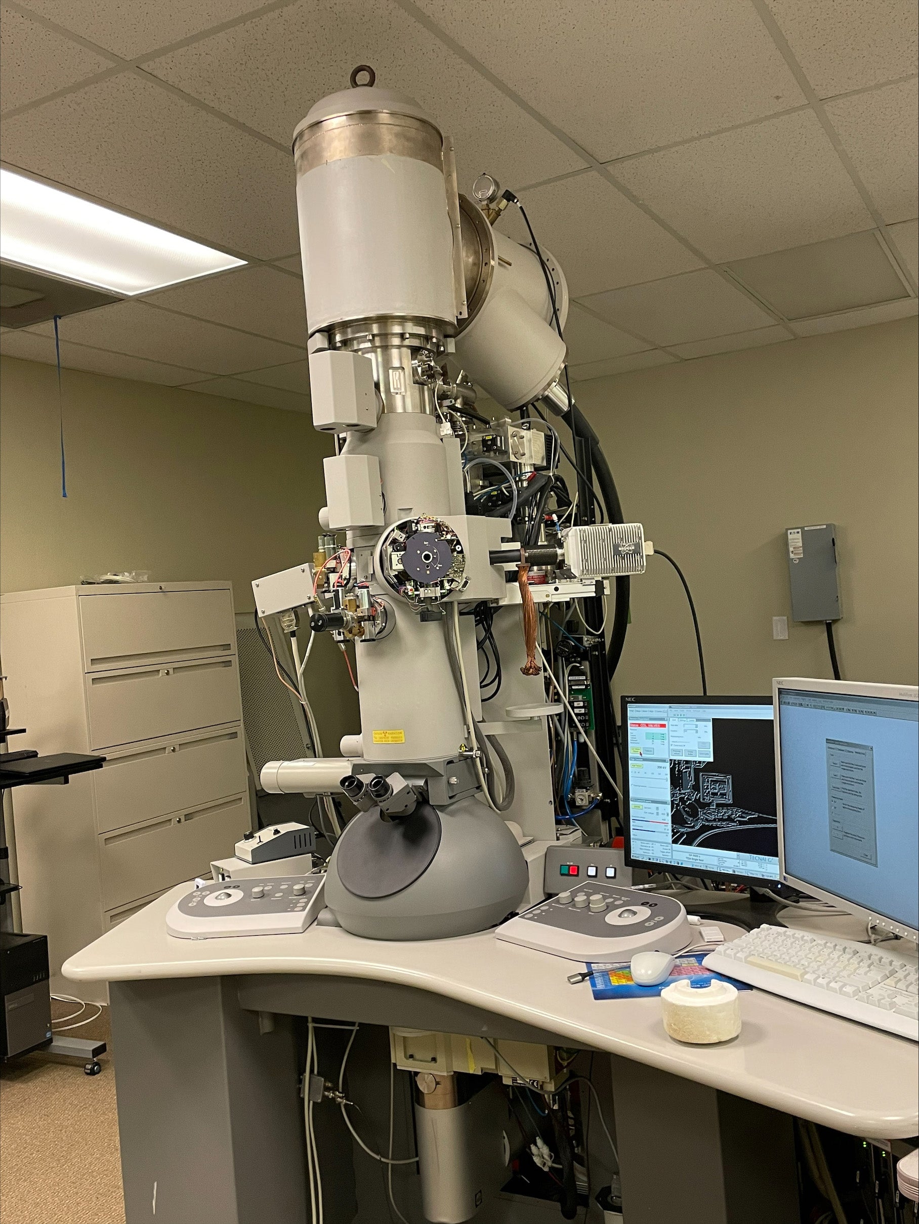 Thermo Fisher Scientific / FEI Tecnai TF 20 TEM (Transmission Electron ...