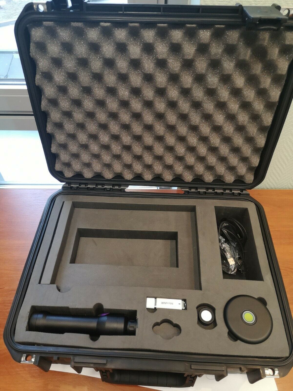 Viavi MicroNIR Handheld Spectrometer – Bridge Tronic Global