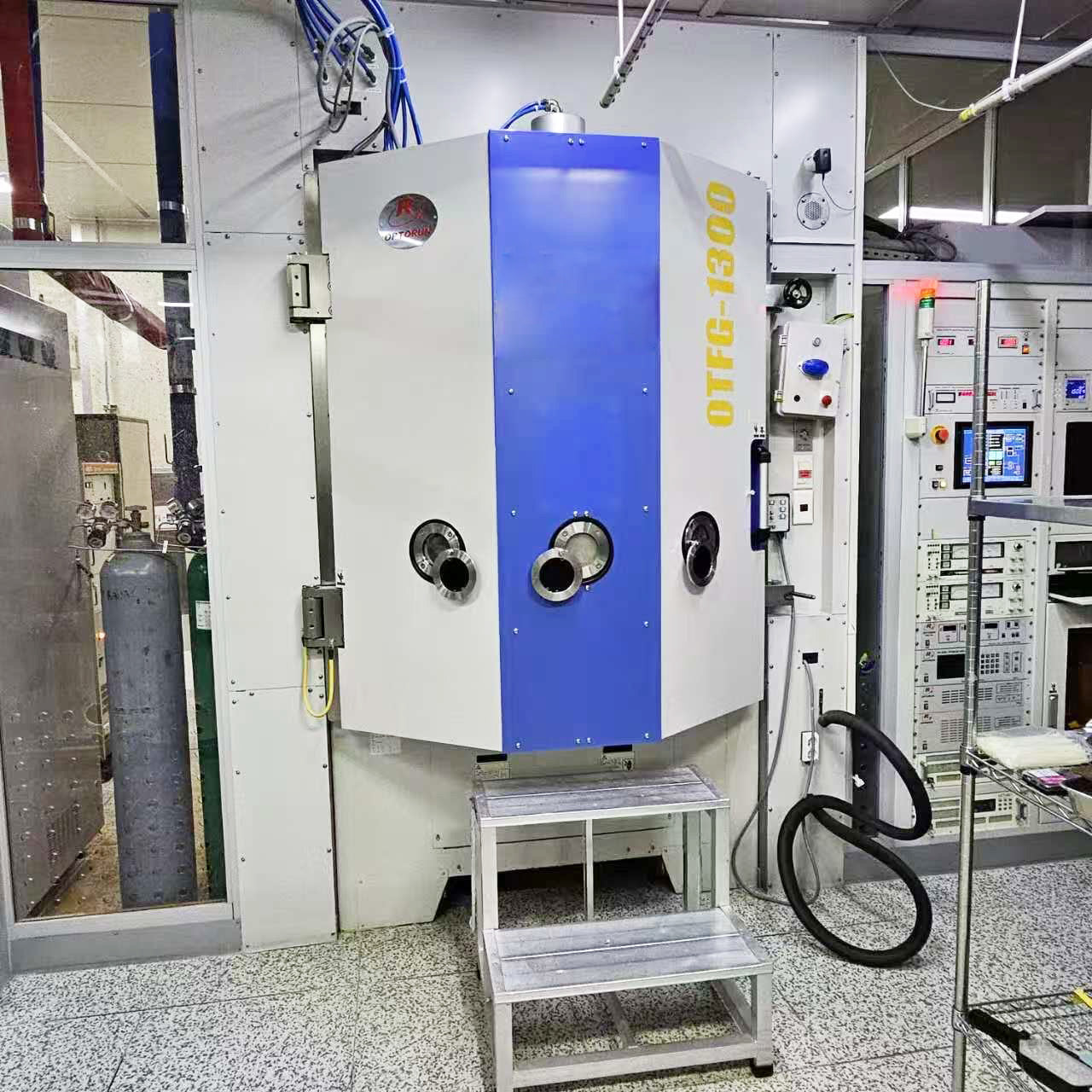 Optorun OTFG 1300 Vacuum Coater – Bridge Tronic Global