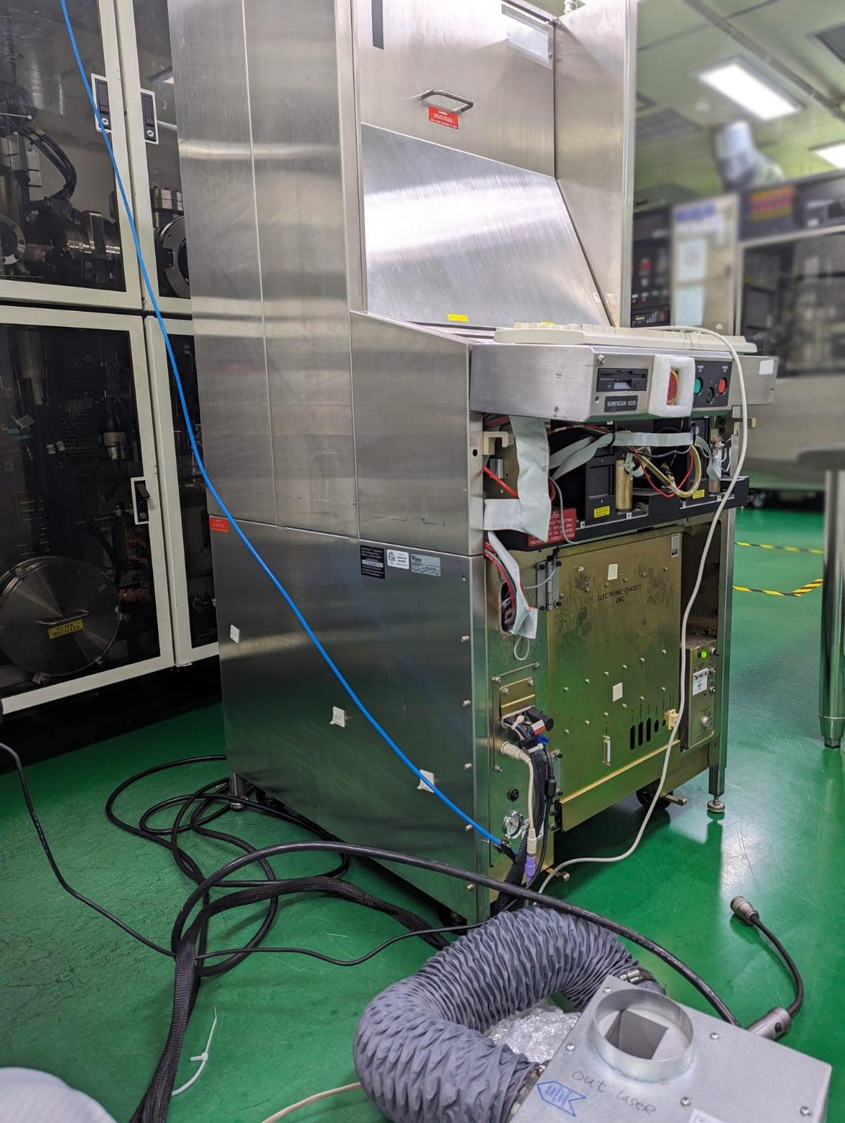 KLA Surfscan 6220 Particle Defect System – Bridge Tronic Global