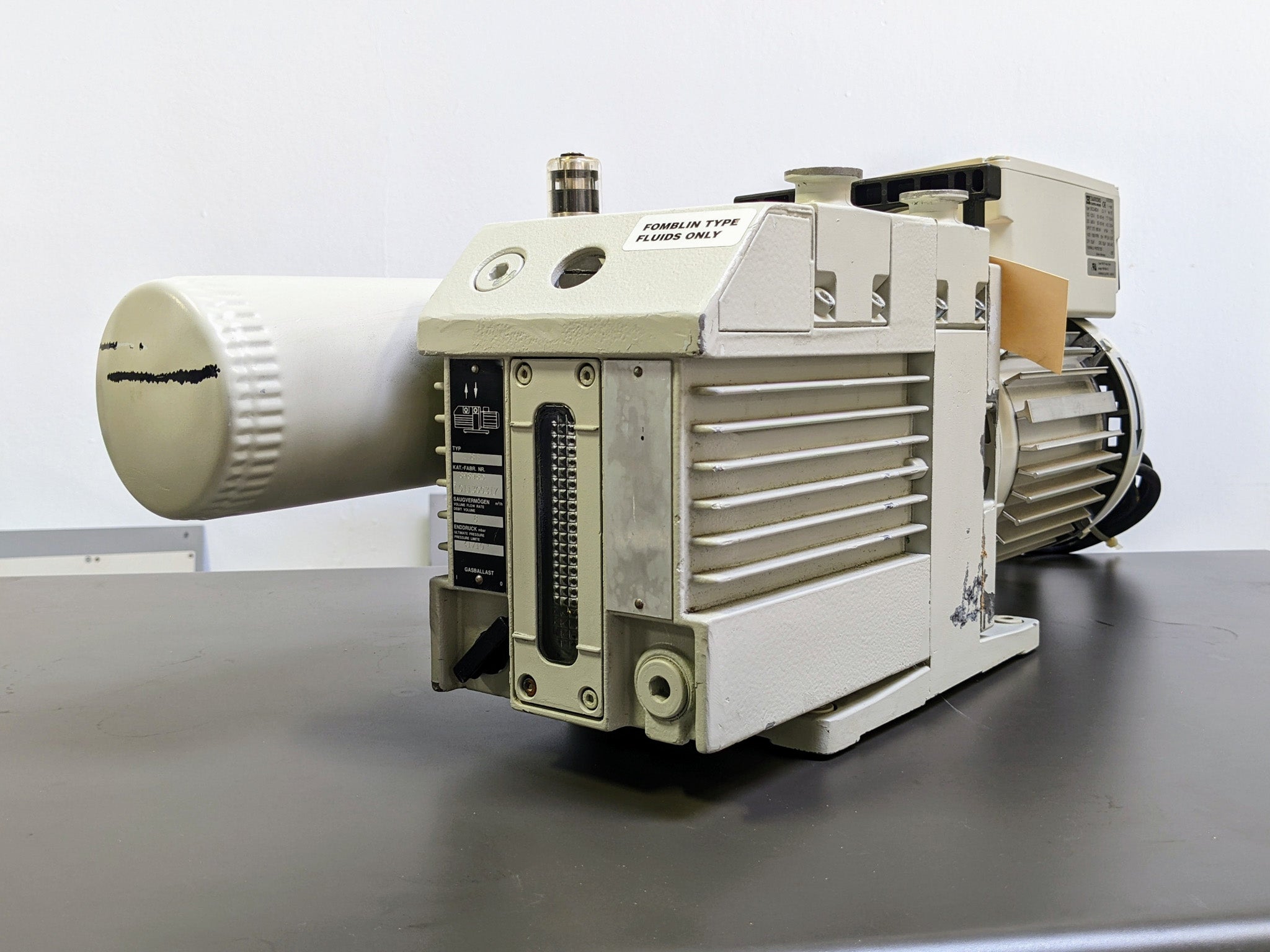 Leybold D 8 B Vacuum Pump – Bridge Tronic Global