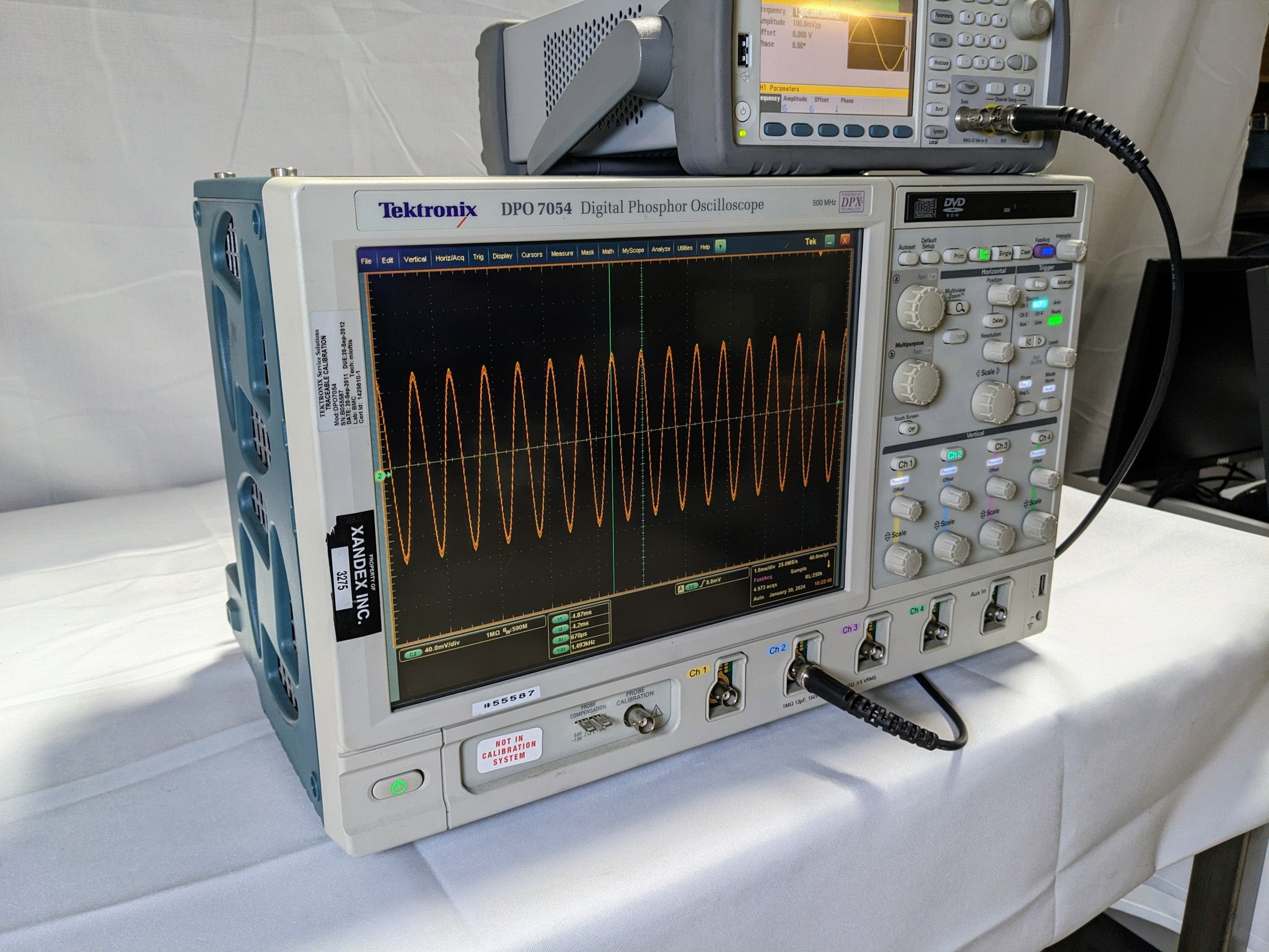 Tektronix DPO 7054 Digital Phosphor Oscilloscope – Bridge Tronic Global