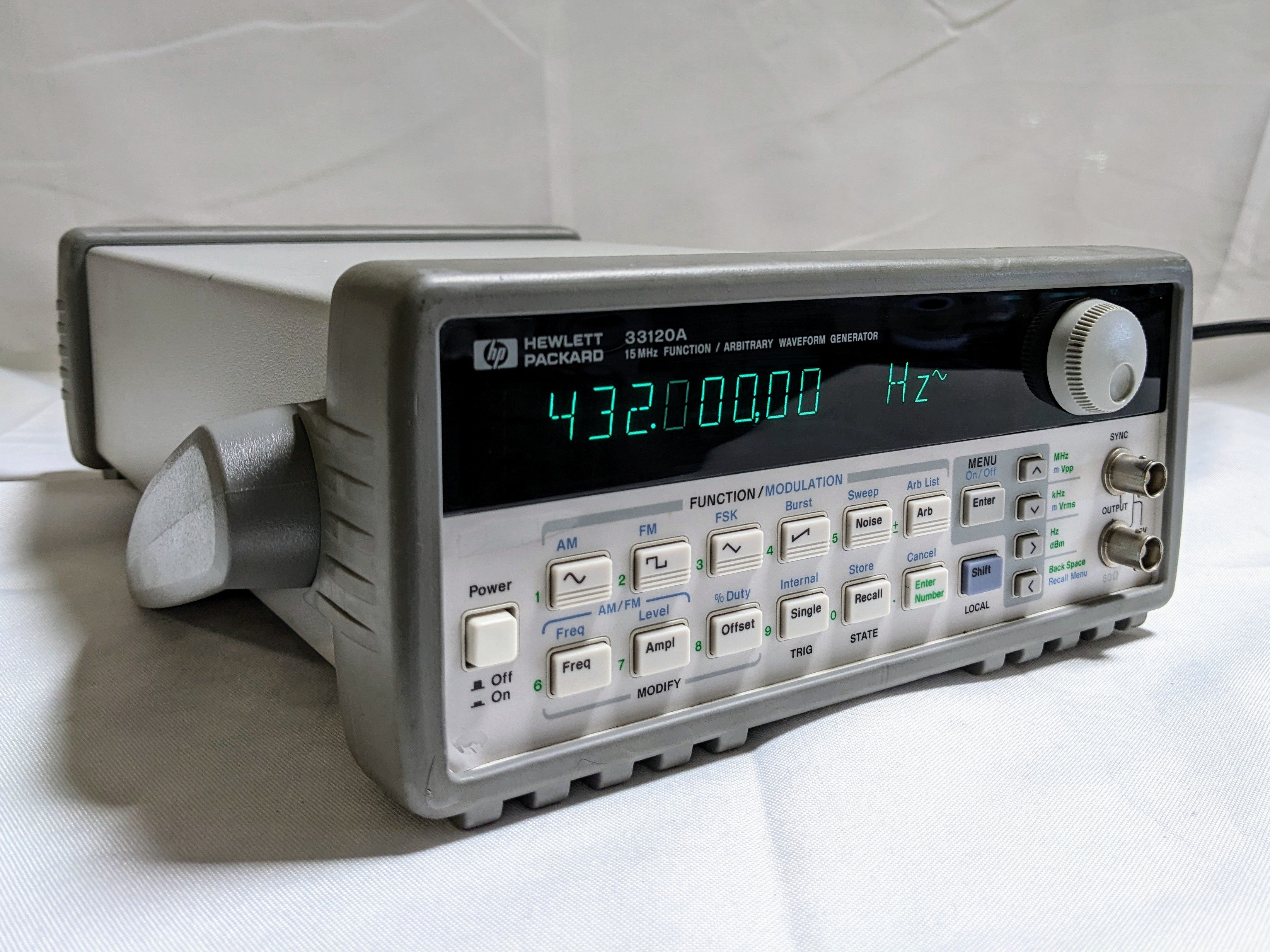Keysight / Agilent 33120 A Function Generator – Bridge Tronic Global