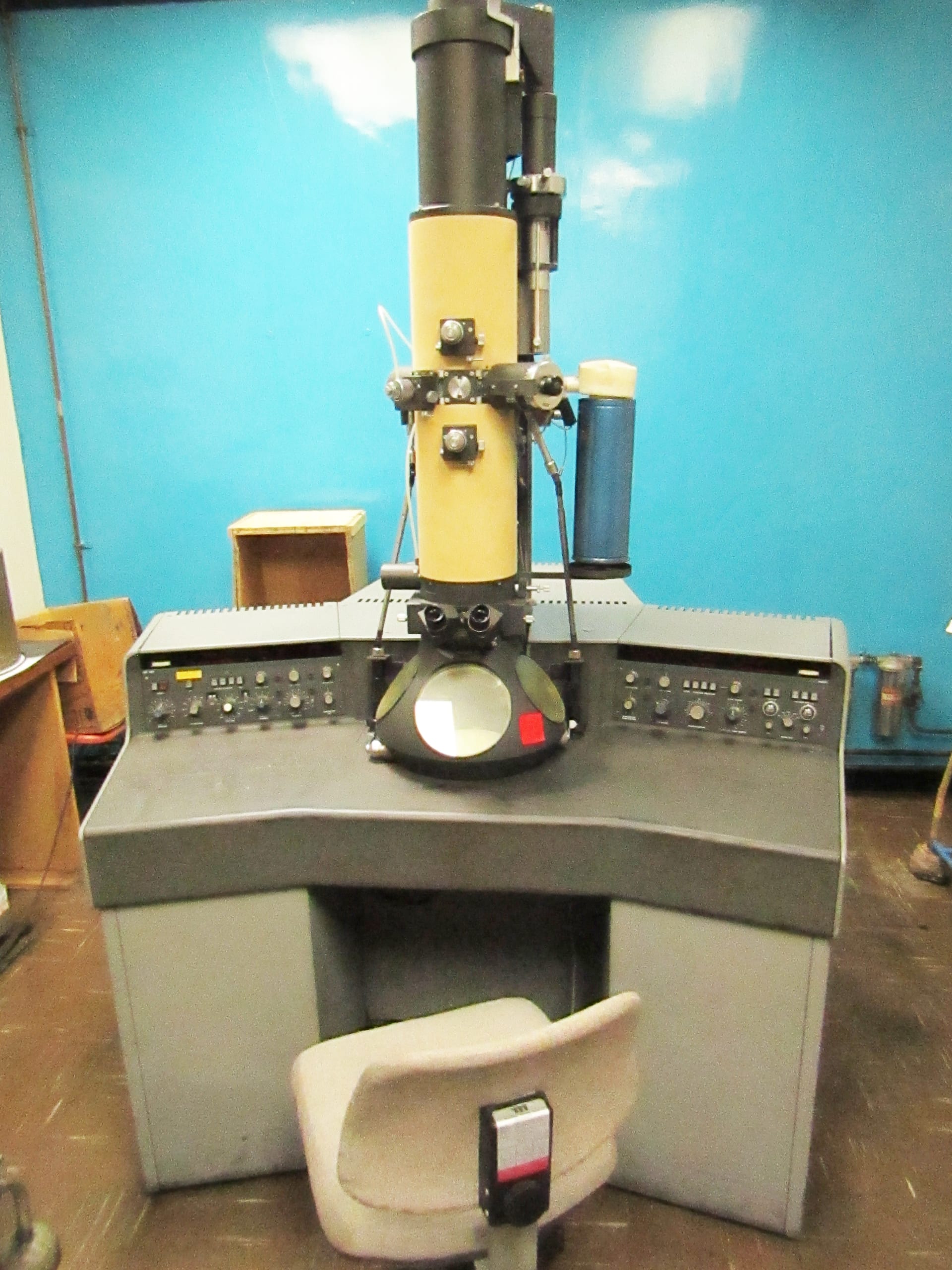 Philips EM 400 TEM (Transmission Electron Microscope) – Bridge Tronic ...