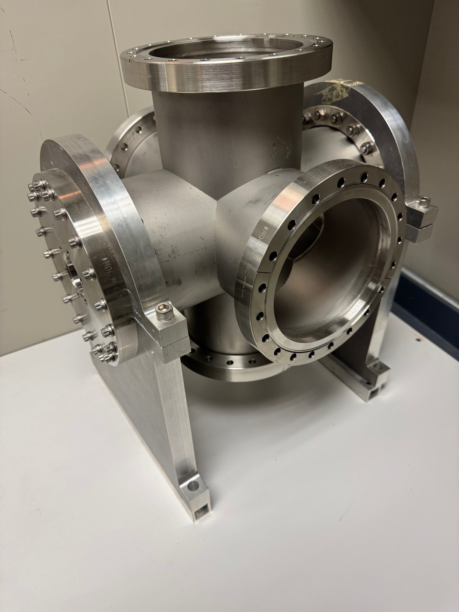 MDC Vacuum Chamber Component – Bridge Tronic Global