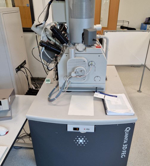 Thermo Fisher Scientific / FEI Quanta 200 3 D FEG Dual Beam Microscope ...