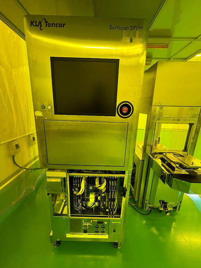 KLA Surfscan SP 1 DLS Particle Defect System – Bridge Tronic Global