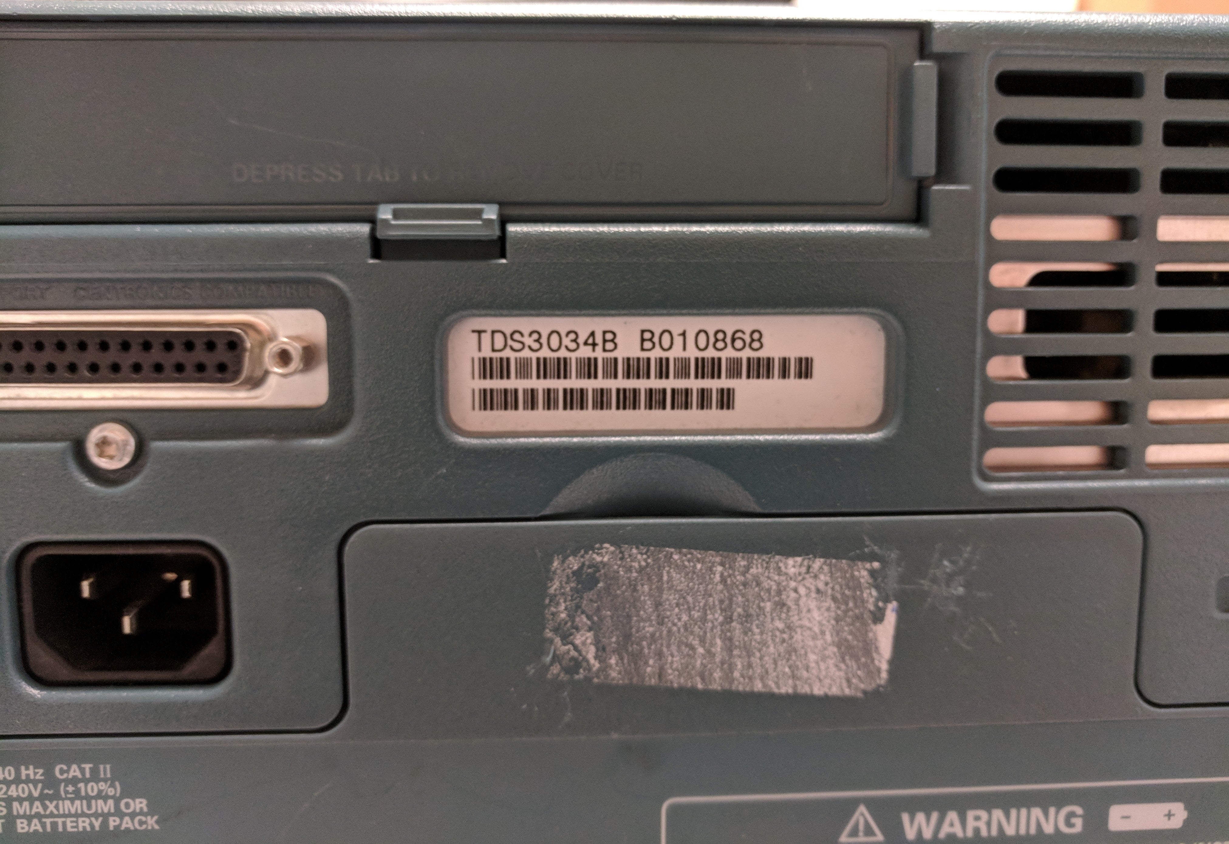 Tektronix TDS 3034 B Four Channel Color Digital Phosphor Oscilloscope ...