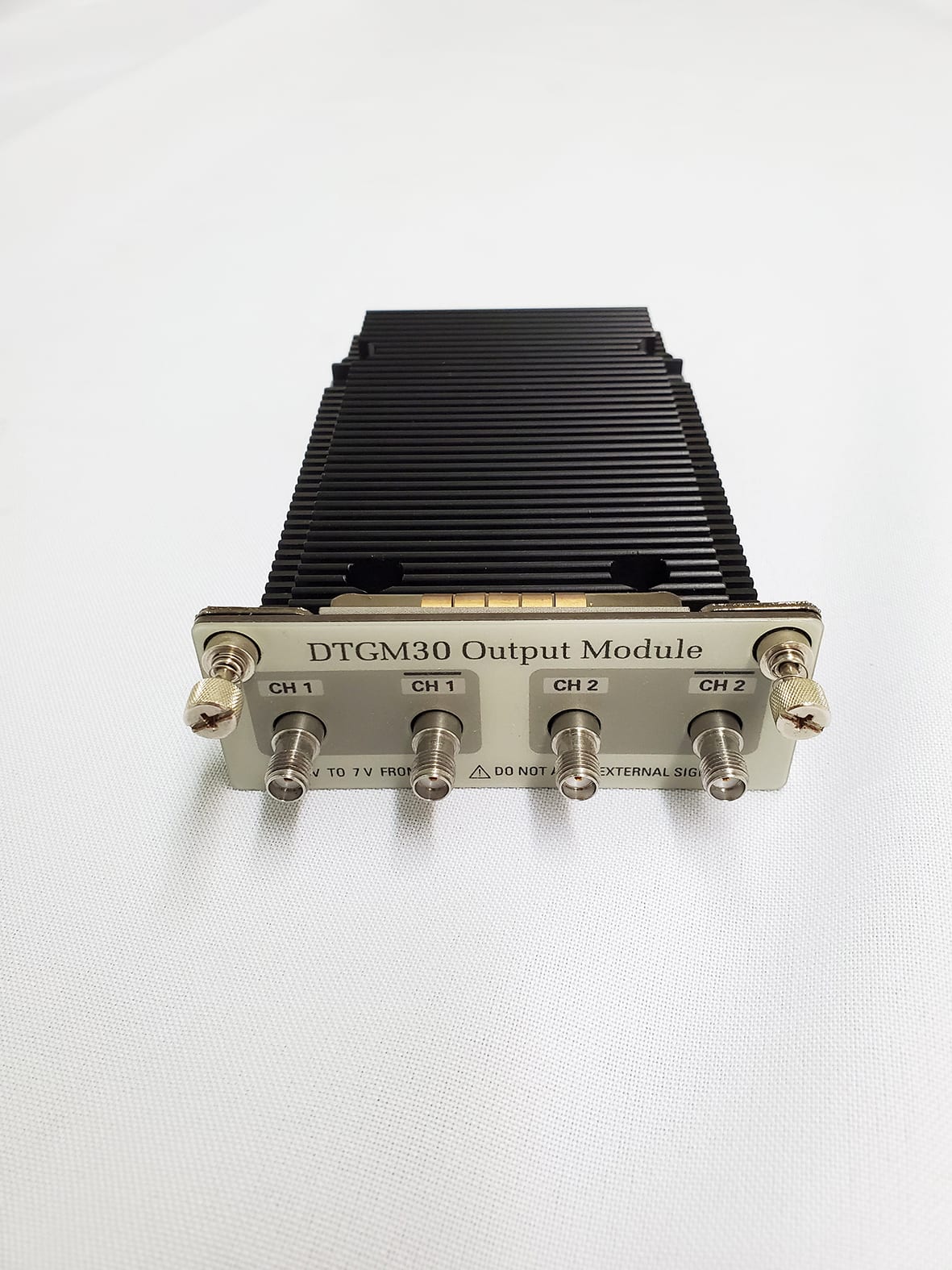 Tektronix DTGM 30 Output Module – Bridge Tronic Global