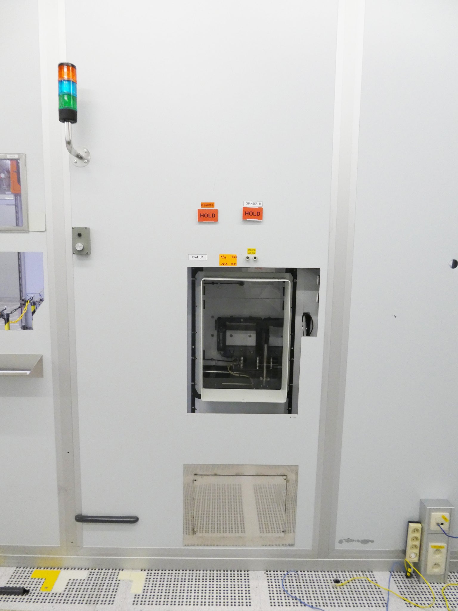 Applied Materials P 5000 MxP Plasma Etcher – Bridge Tronic Global