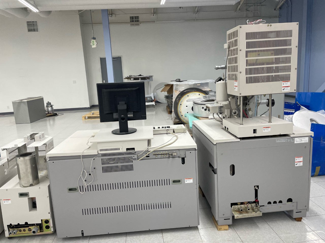 Hitachi S 4700 FE-SEM (Field Emission Scanning Electron Microscope ...